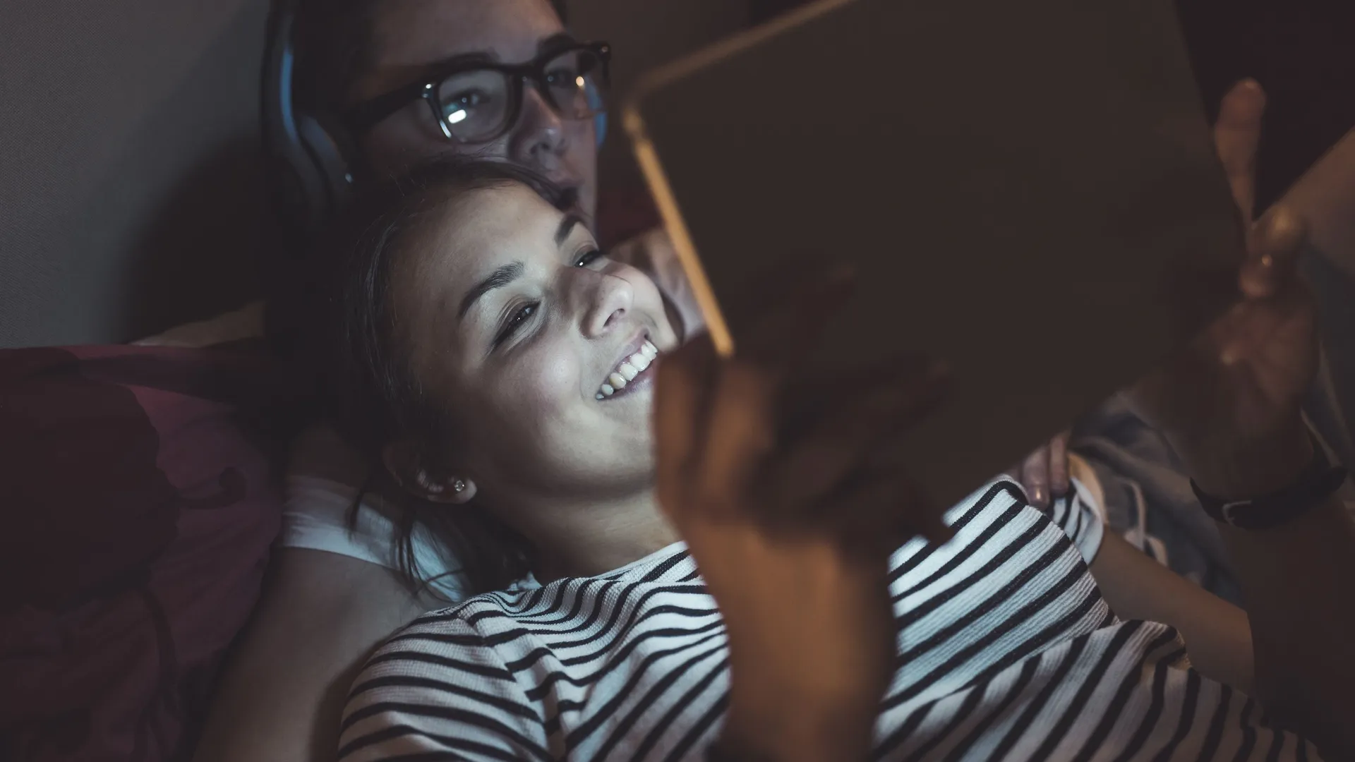 'Léna Scarabête' : l’entomologiste qui fait vibrer TikTok avec sa ...