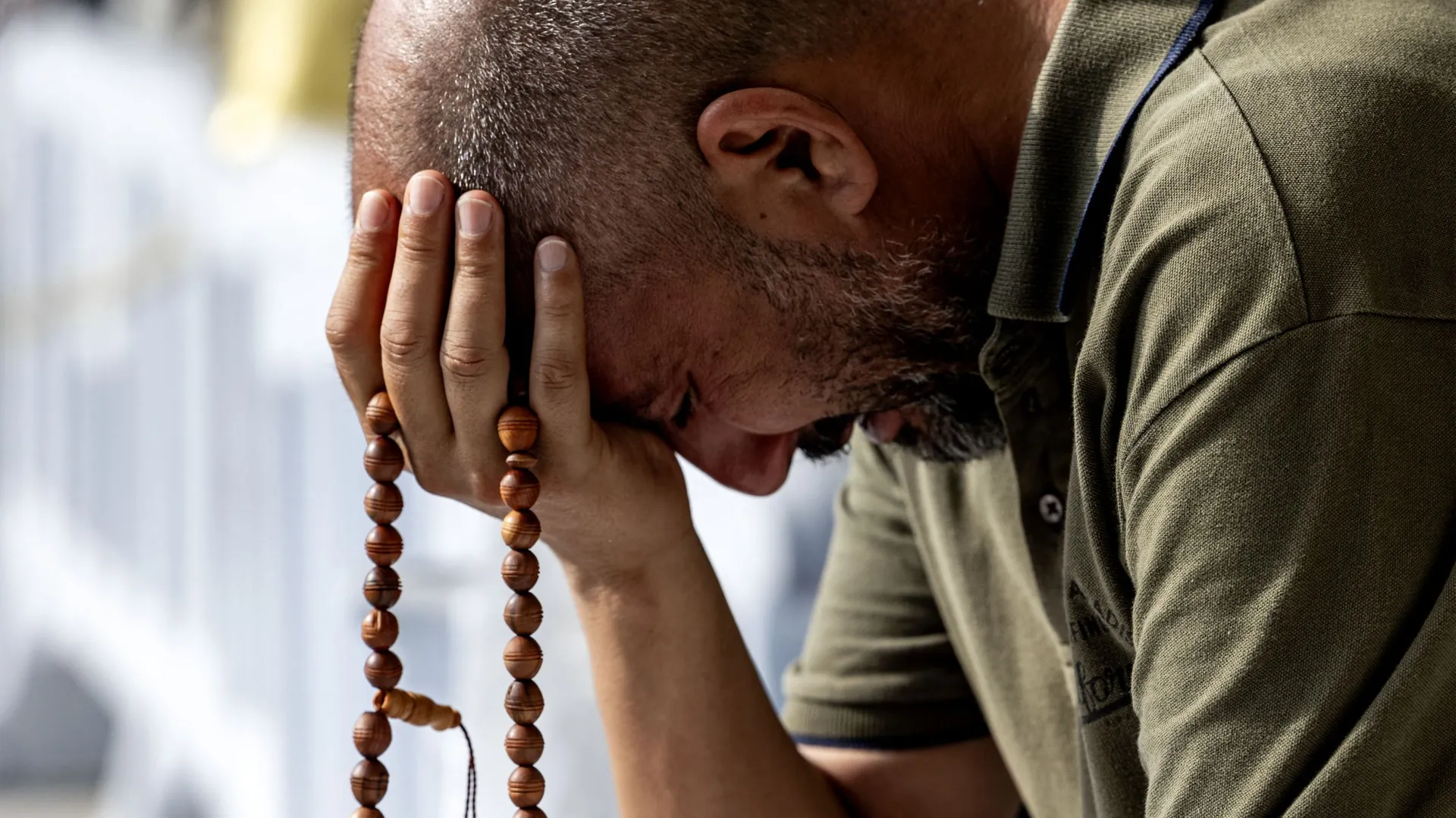 Il Appelle Les Fidles Musulmans La Prire