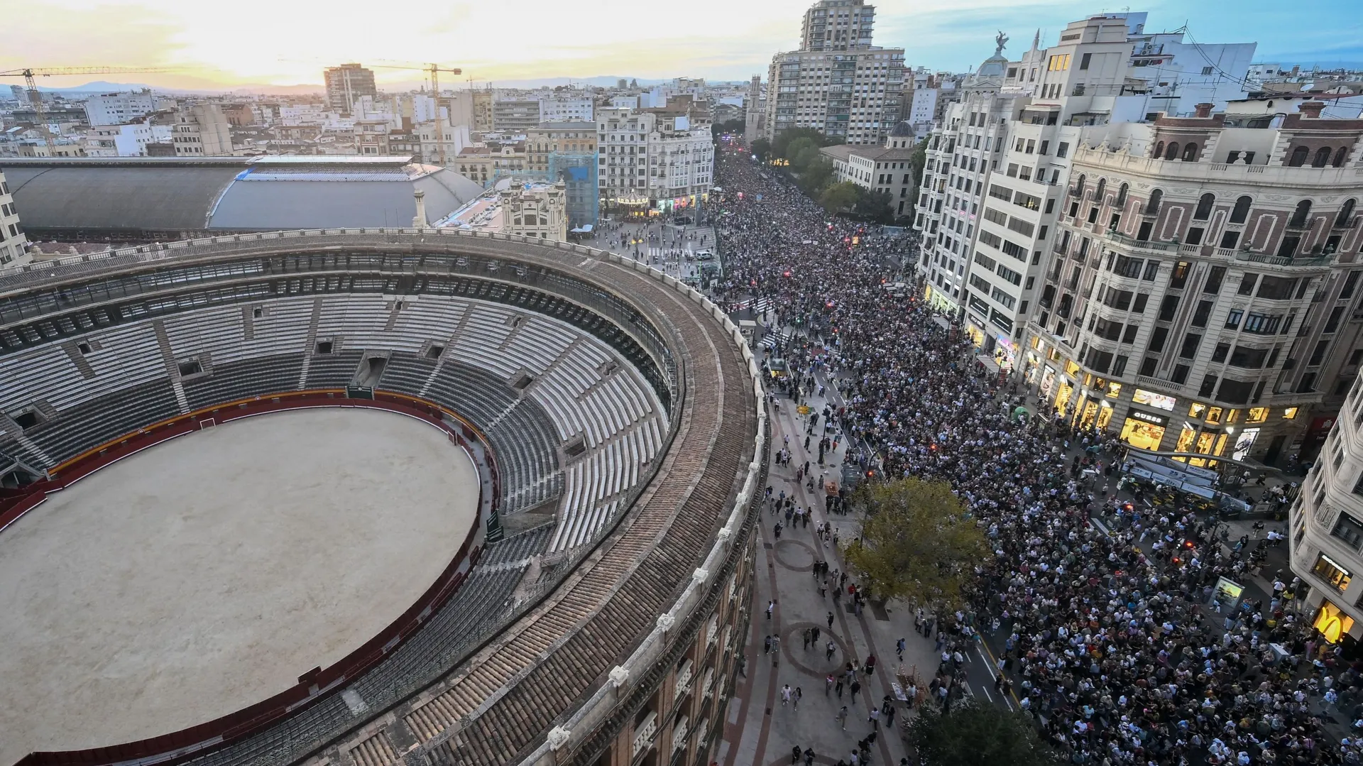 Espagne : 'funérailles d’Etat' et hommages solennels ce mercredi pour ...