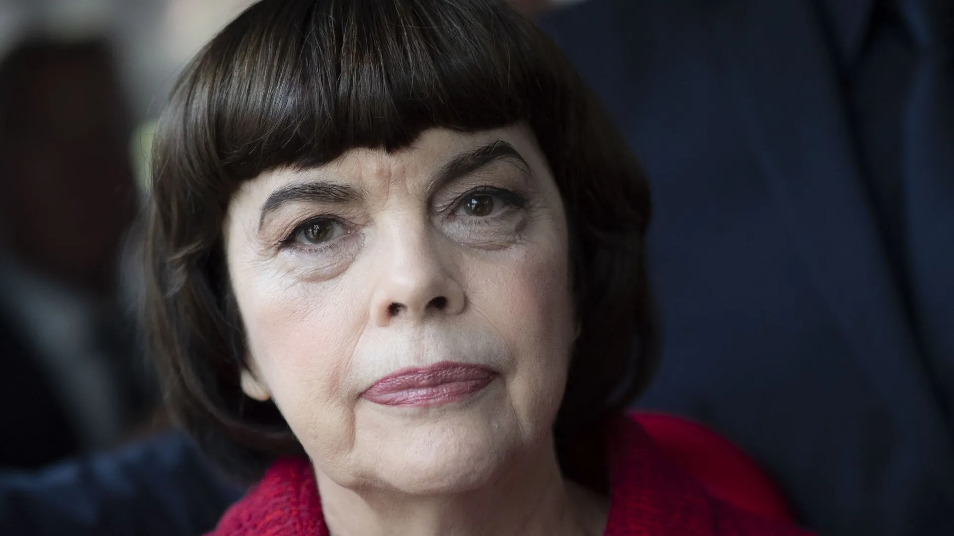 'Elle a été extrêmement choquée' : Mireille Mathieu en colère contre ...