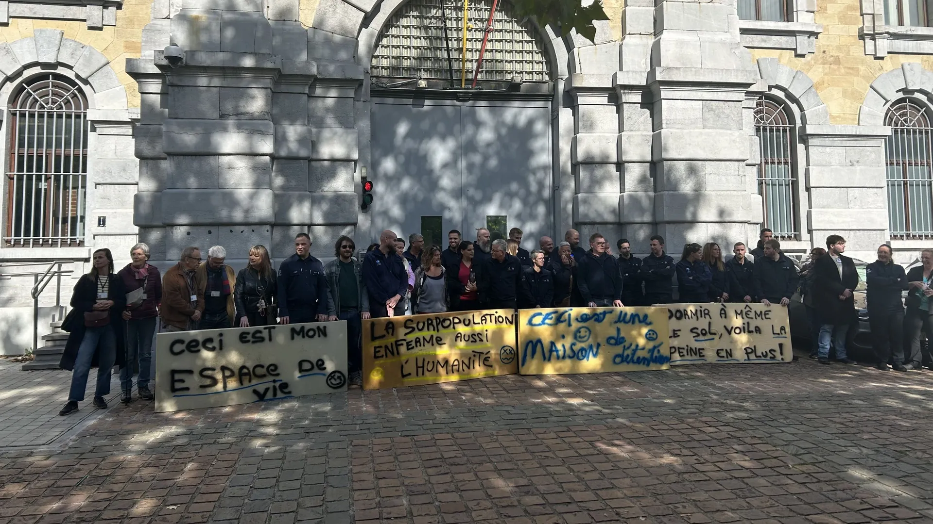 Moins de détenus à la prison d’Arlon grâce à un arrêté de police - RTBF ...