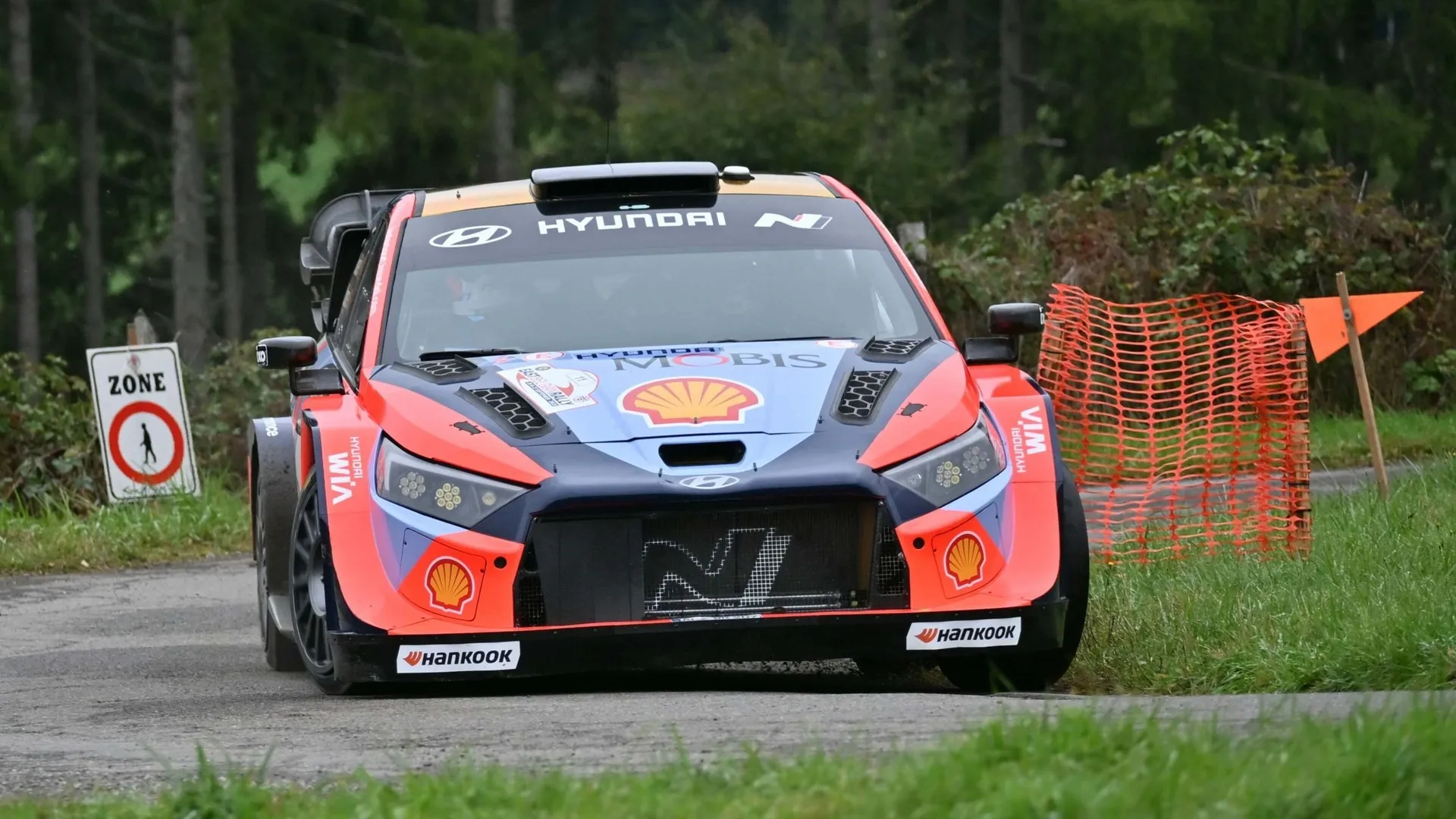 Neuville en démo, Cherain gagne l'East Belgian Rally, Jos Verstappen ...