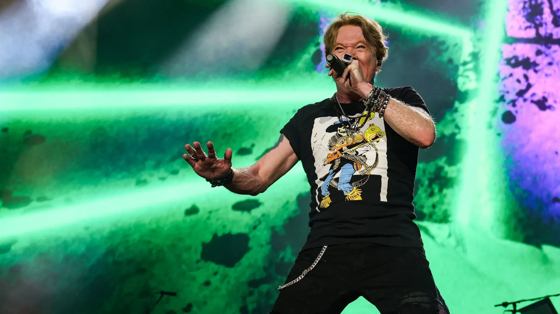 Guns N' Roses : Axl Rose devient un cyborg dans son nouveau roman ...