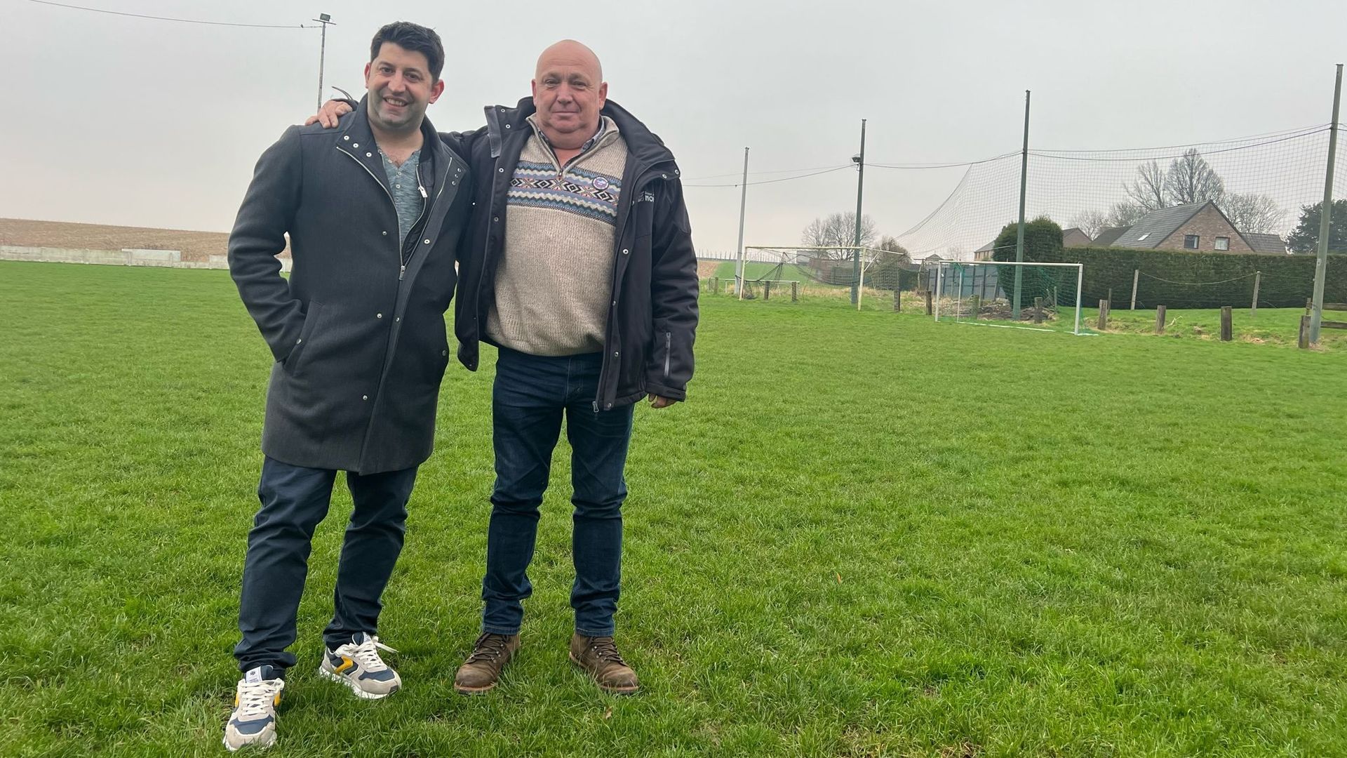 Le terrain de football d'Othée racheté par la commune d'Awans - RTBF Actus