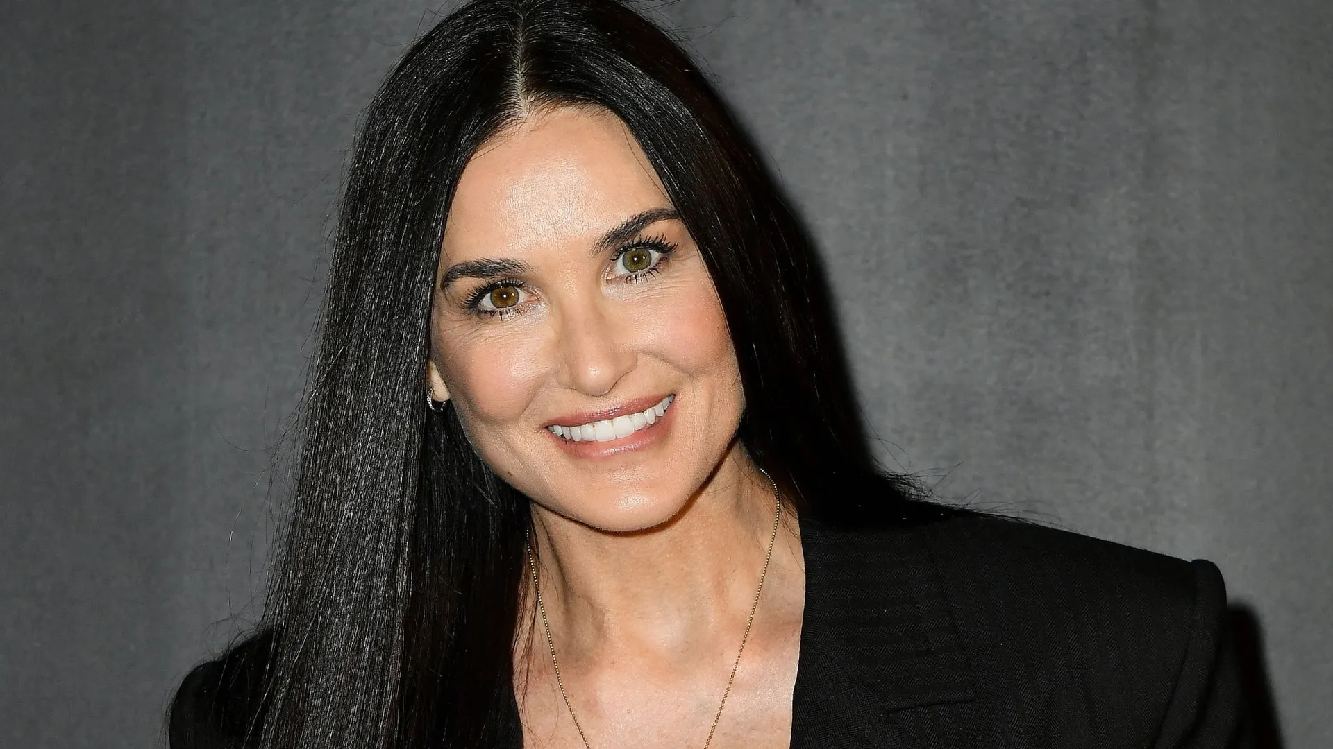 Demi Moore Entièrement Nue Dans Le Nouveau Film Dhorreur Féministe