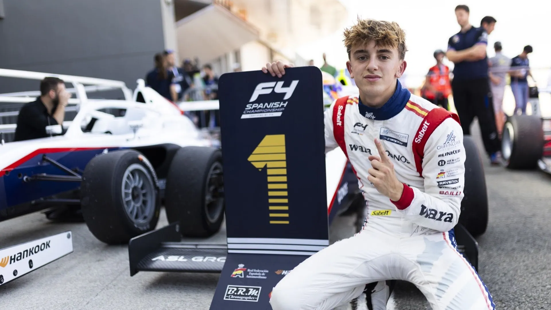 Le Belge Beau Lowette, 16 ans, pilotera dans l’équipe de Thibaut ...