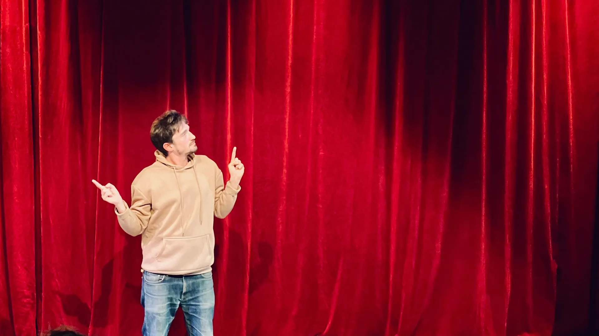 'Aller simple', de Joseph Olivennes, un seul en scène, entre récit de ...
