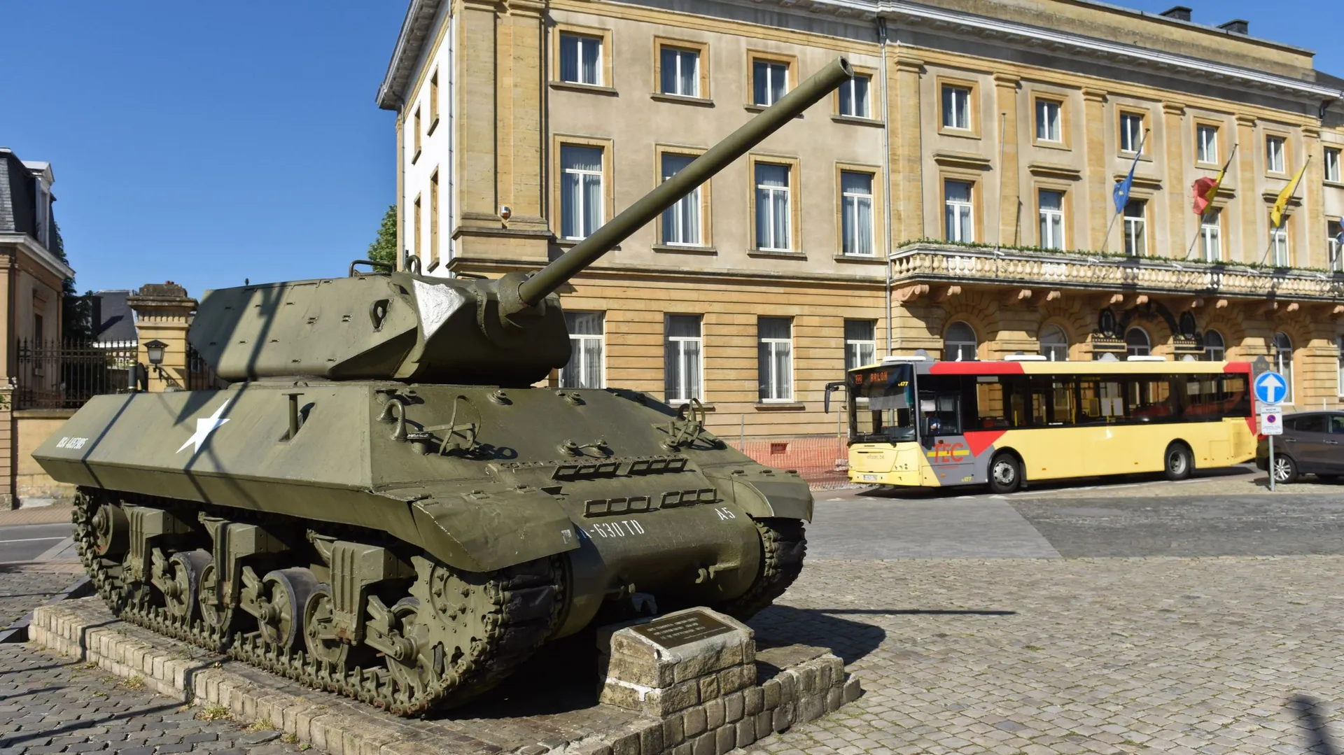 Hallucinations olfactives : quand sentir des odeurs fantômes devient ...