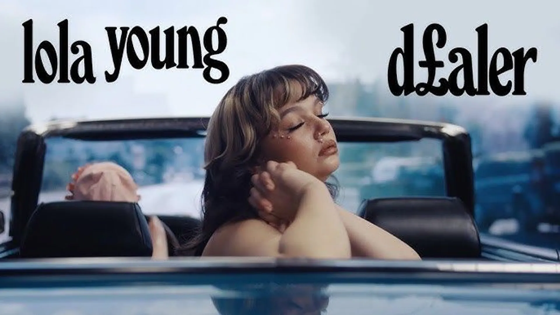 JAM HOT - Lola Young poursuit son ascension avec 'd£aler' - RTBF Actus