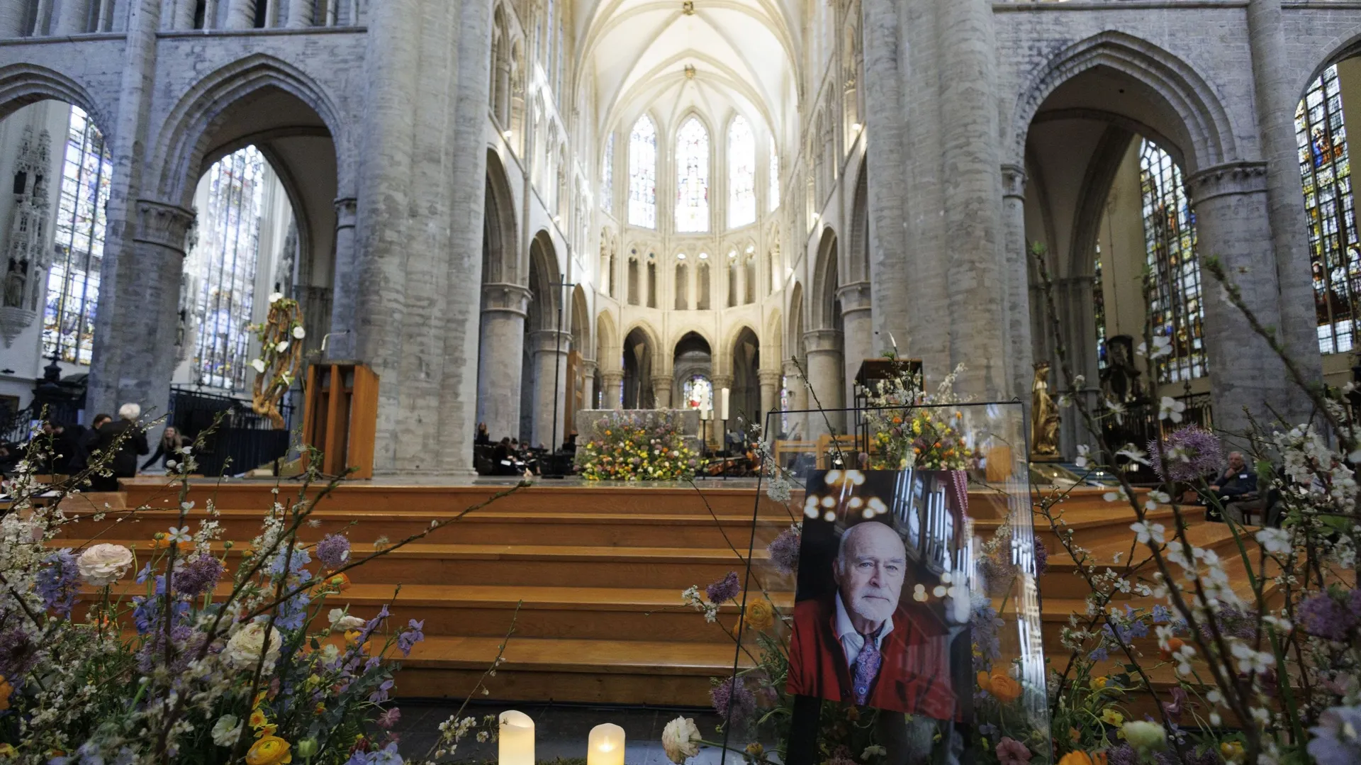 José van Dam, un vibrant dernier hommage au 'Maître de Musique' - RTBF ...