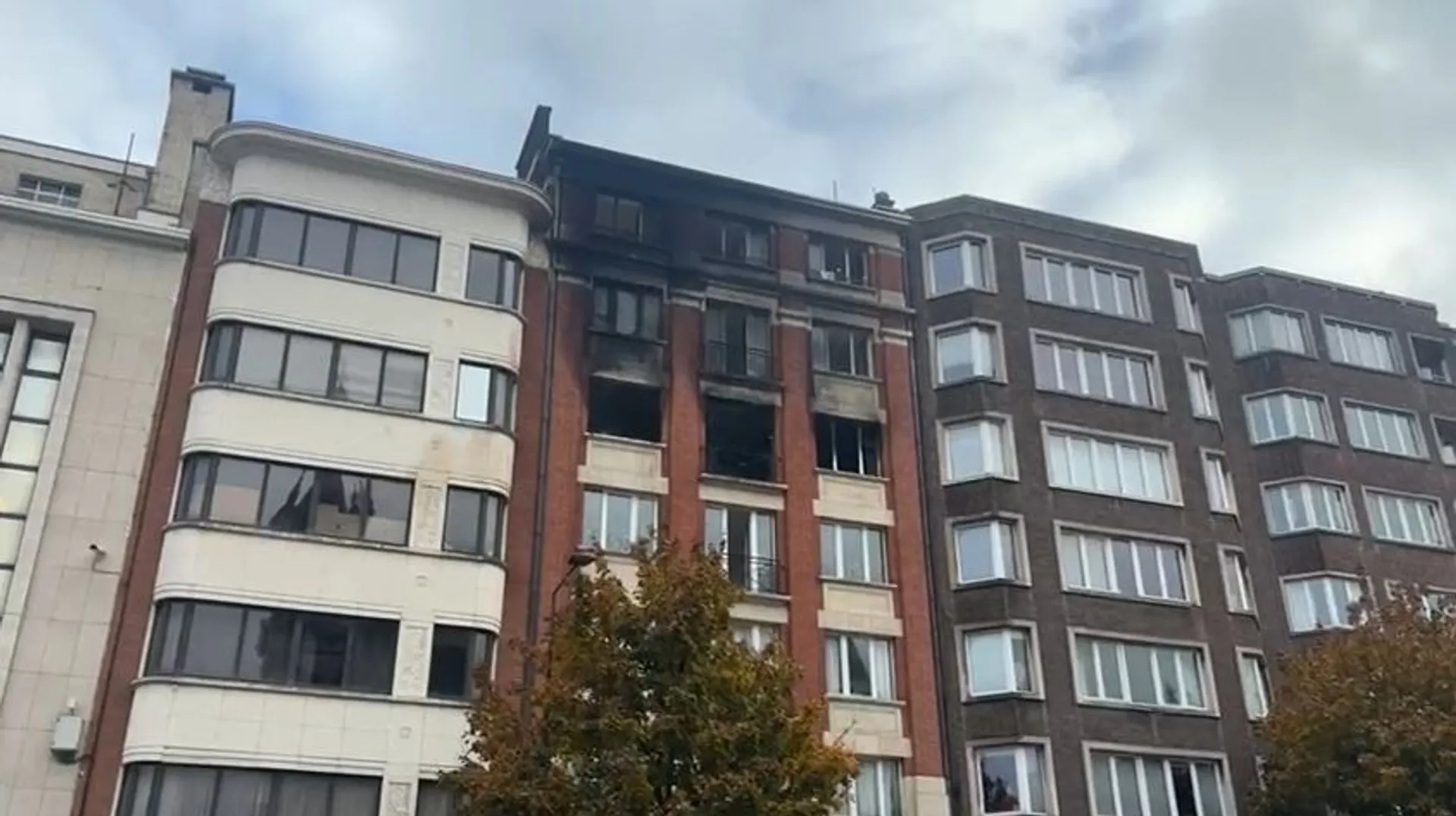 Charleroi : Plusieurs enfants sauvés d'un incendie par les pompiers ...