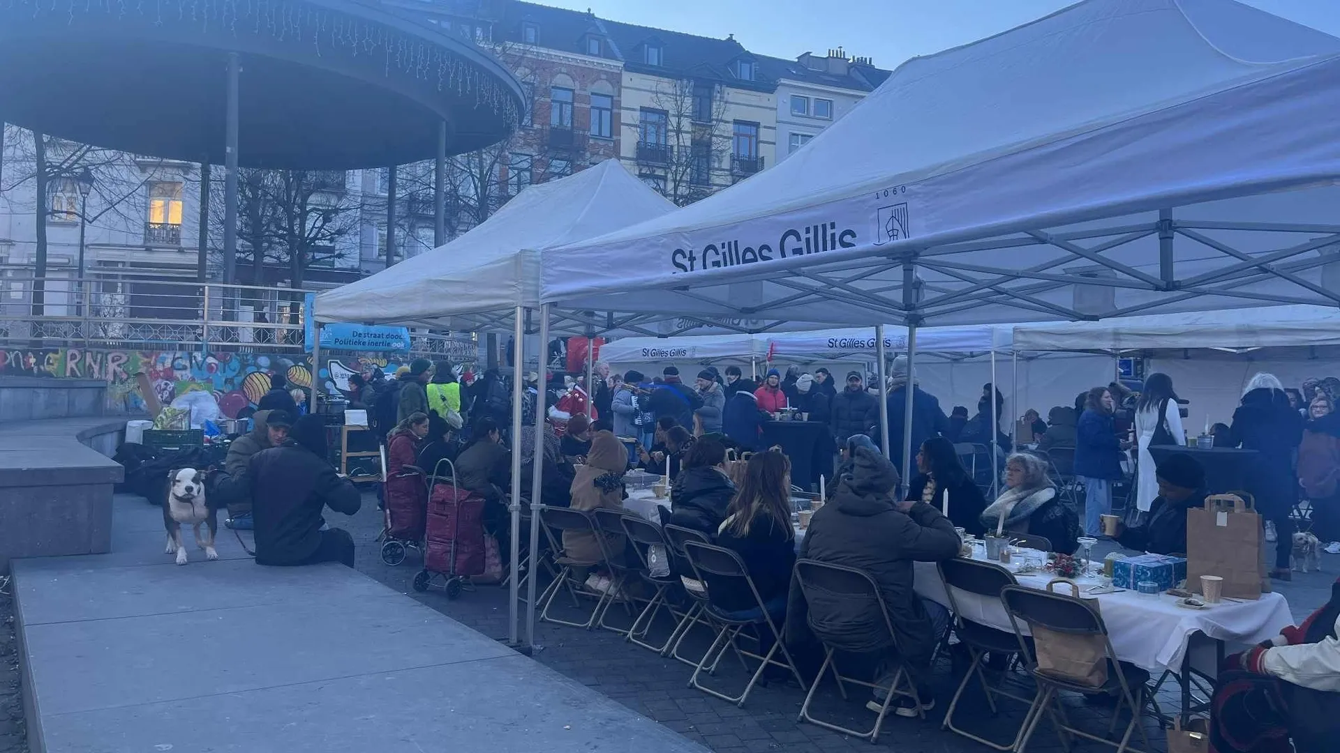 À Saint-Gilles, le Banquet de la Street réunit sans-abri et habitants ...
