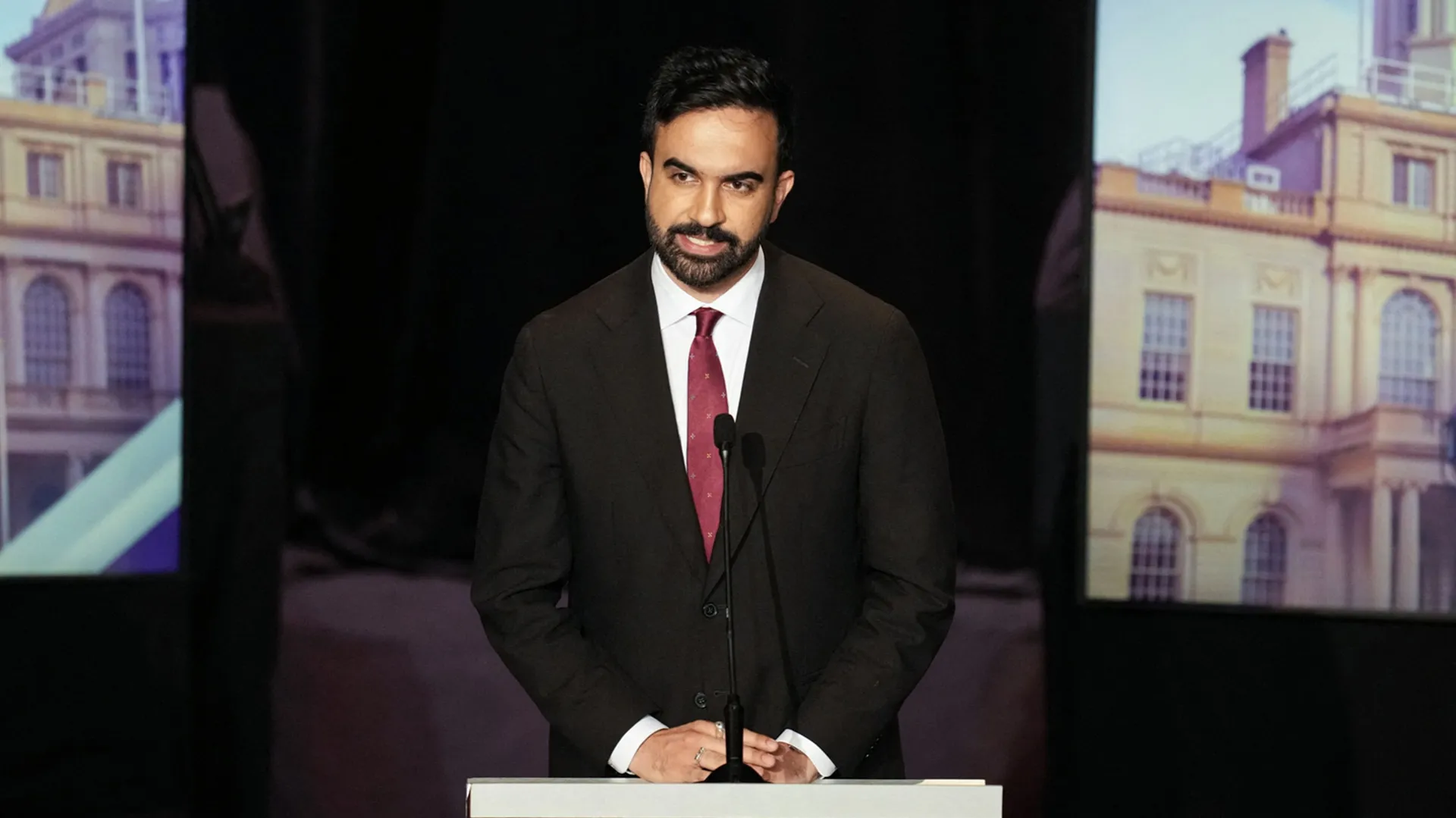 Qui est Alexandria Ocasio-Cortez, la jeune étoile montante du Parti ...