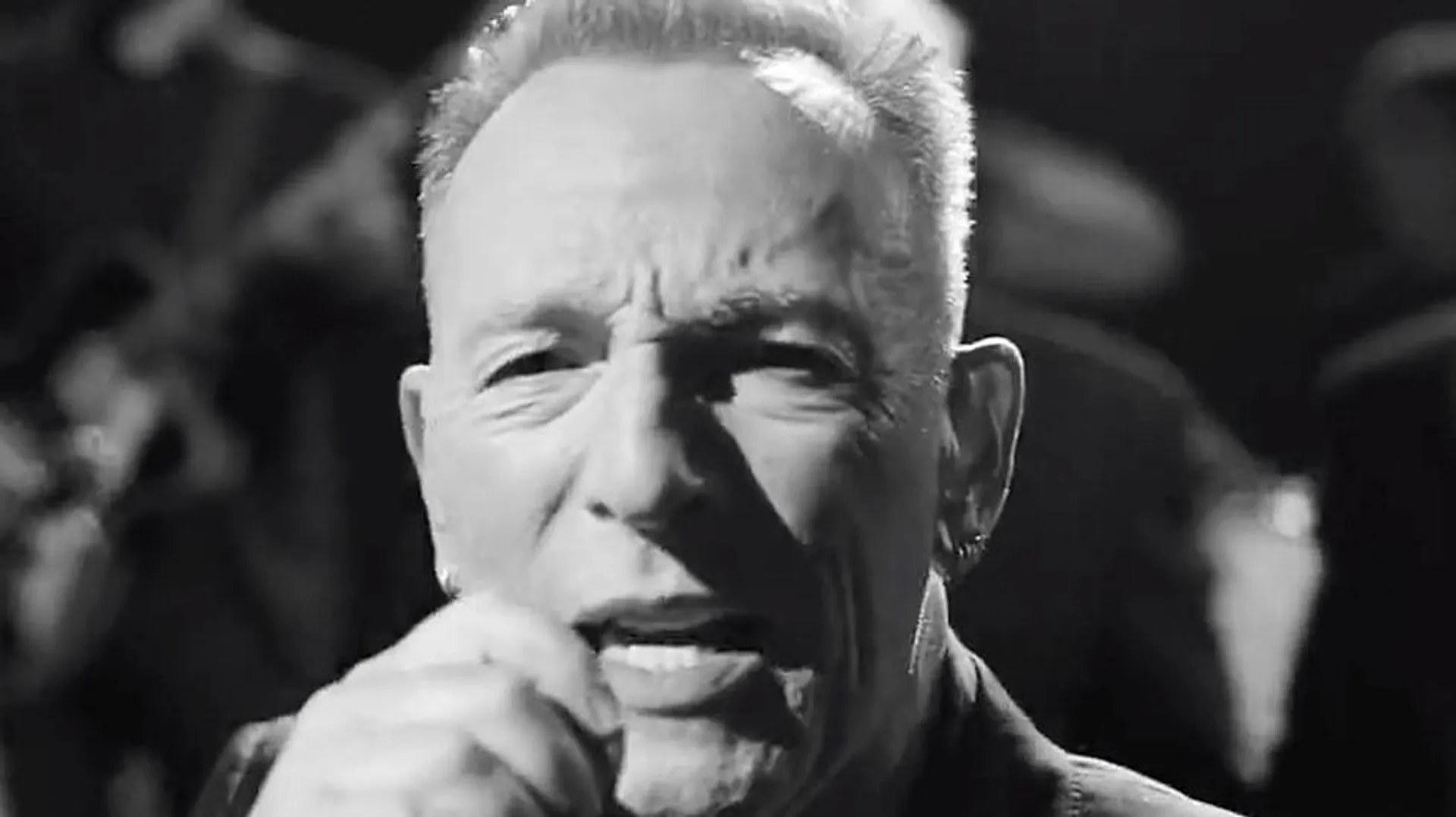 Bruce Springsteen remonte sur scène avec les Killers - RTBF Actus