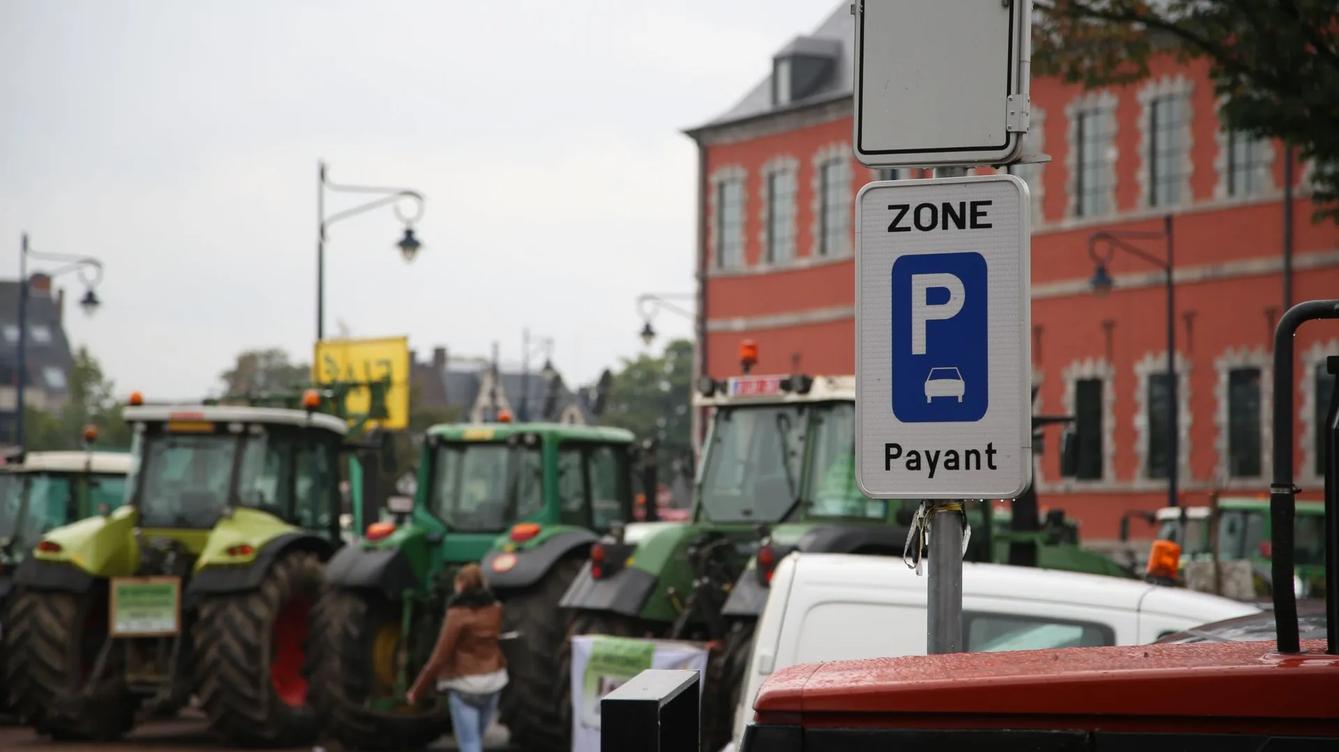 Veviba: 3 organisations agricoles wallonnes mèneront mercredi une ...