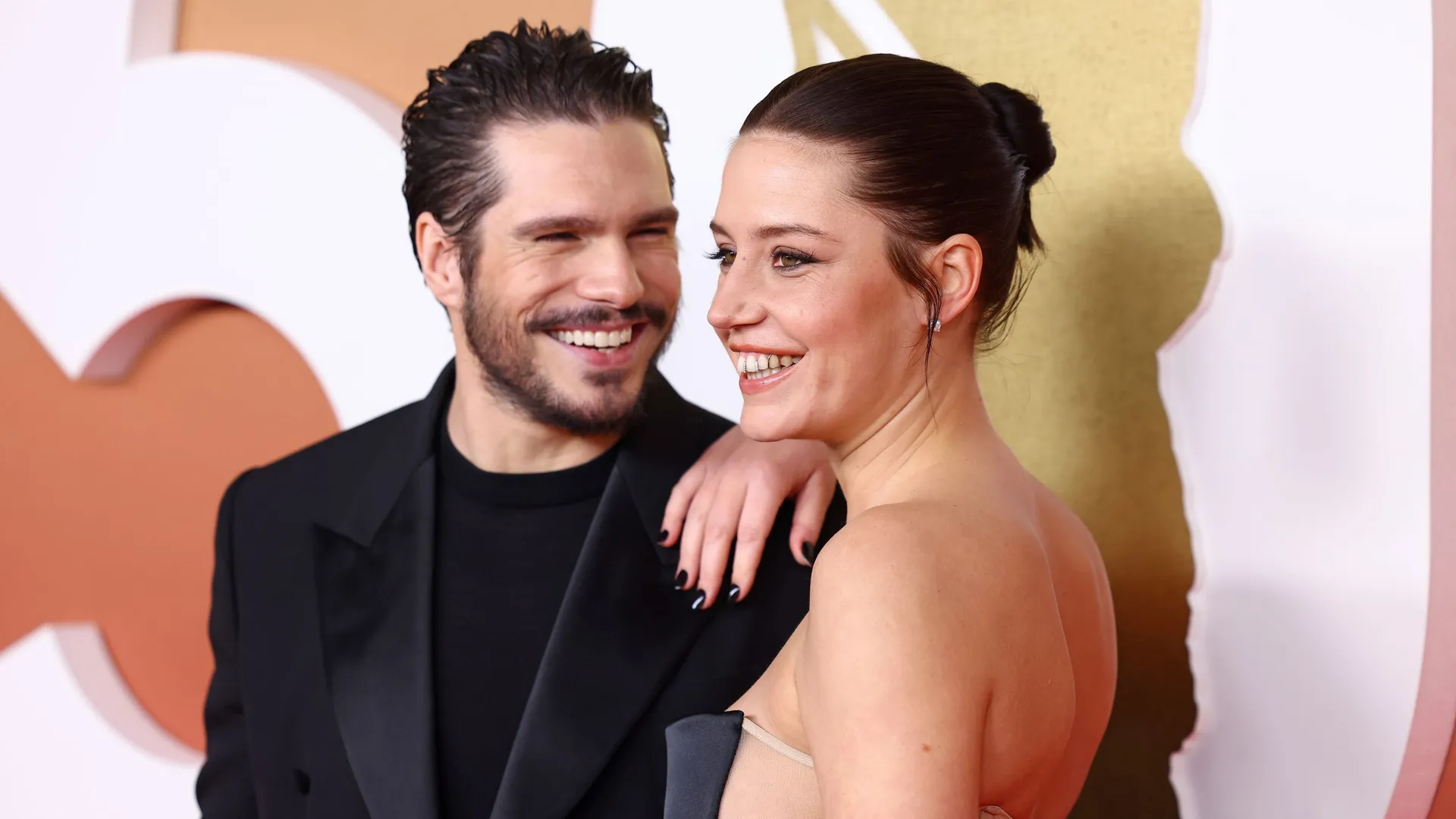 France : Bernard Arnault, le patron d’LVMH, rachète le journal 'L ...