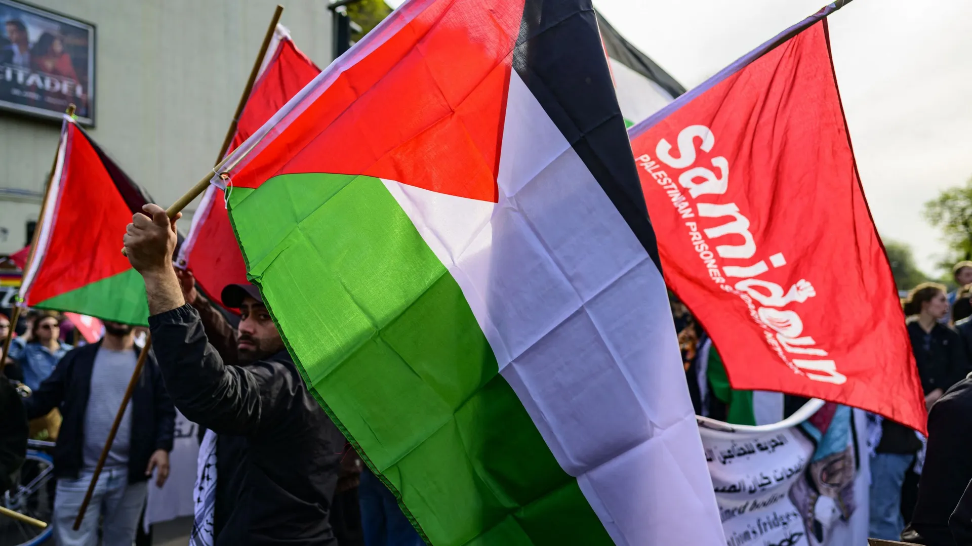 Interdire les organisations radicales et terroristes en Belgique : un ...