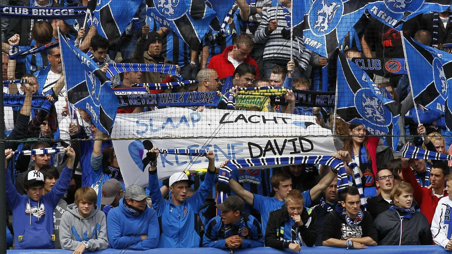 Dieumerci Mbokani : 5 moments qui ont marqué son histoire particulière avec la Belgique - RTBF Actus