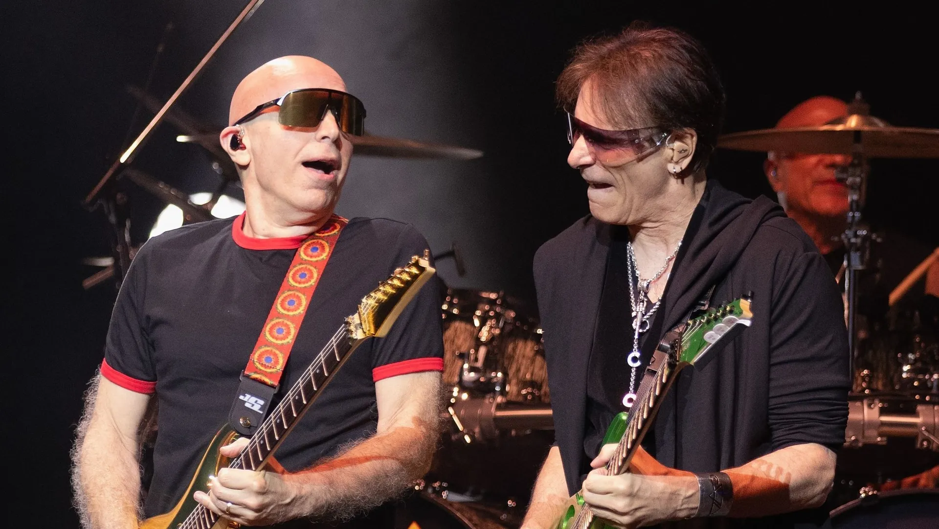 Joe Satriani et Steve Vai : les deux légendes dévoilent un nouveau ...