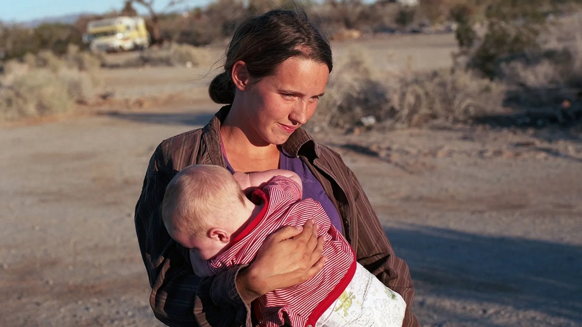 Outremonde de Laura Henno, un reportage photo au sein du campement Slab ...