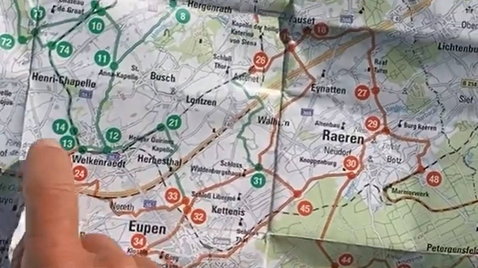Planifiez votre itinéraire vélo en vous référant aux points-noeuds ...