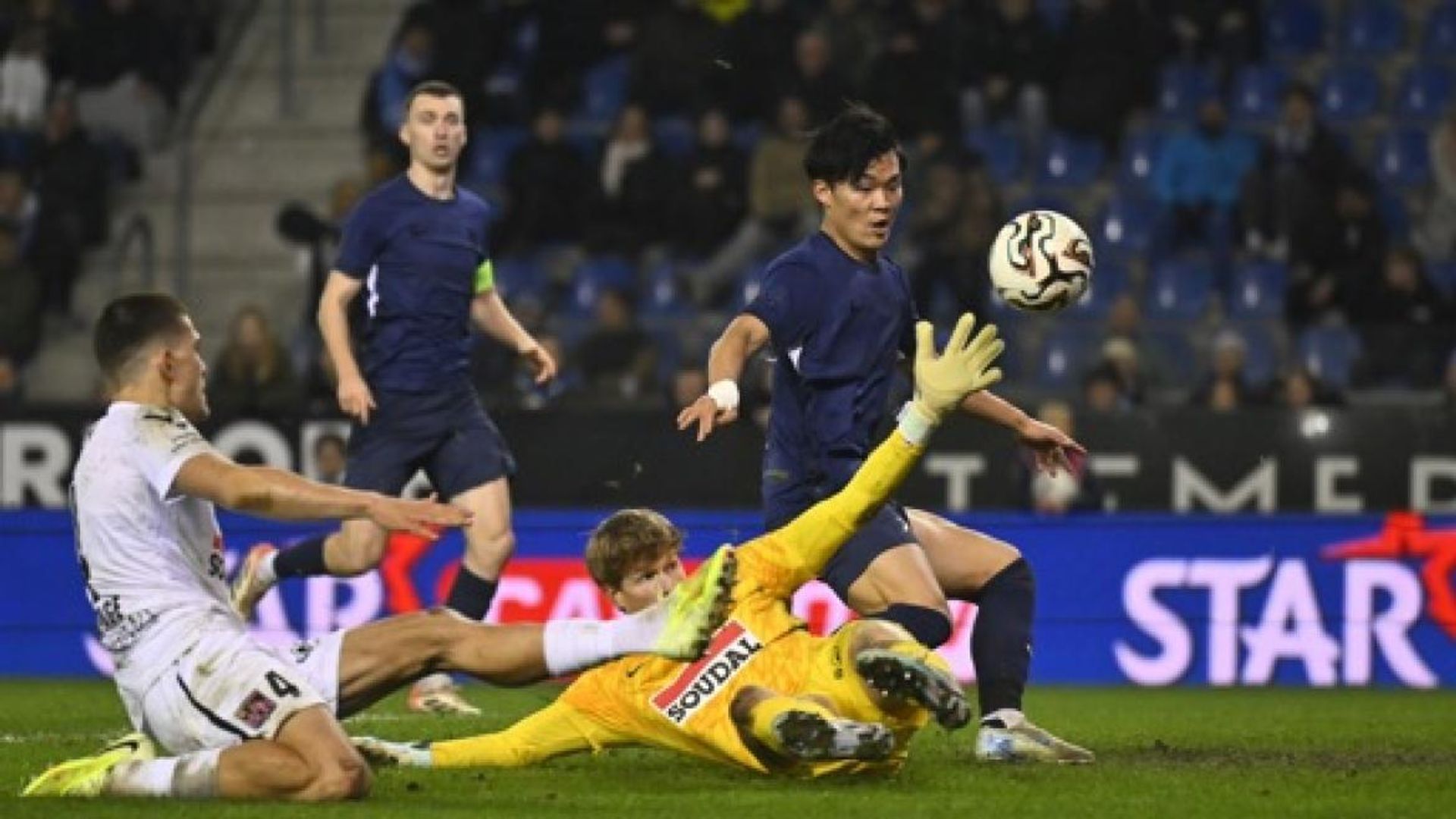 Genk décroche le point du partage au bout du temps additionnel face à ...