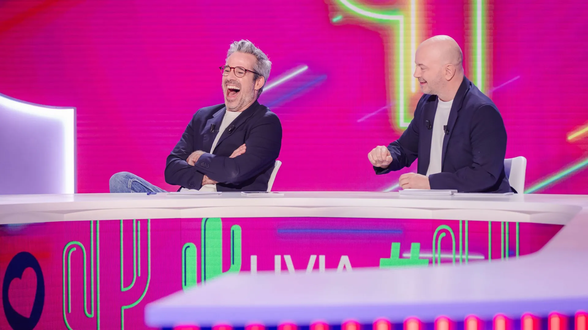 Le Grand Cactus : Frédéric Lopez (Damien Gillard) revient sur son ...