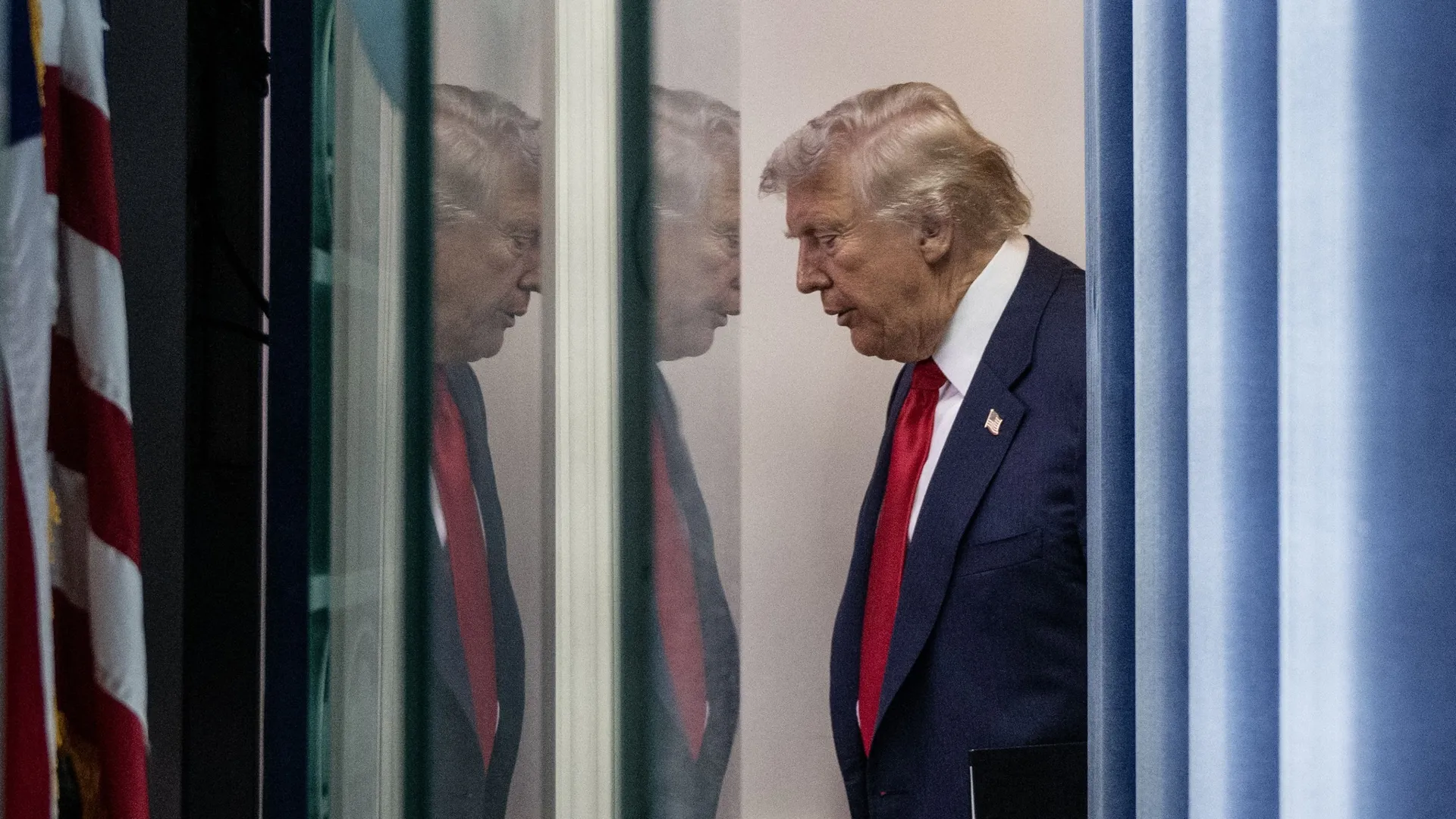 Rencontre Trump-Poutine : pourquoi l’Ukraine risque-t-elle d’être la grande perdante - RTBF Actus