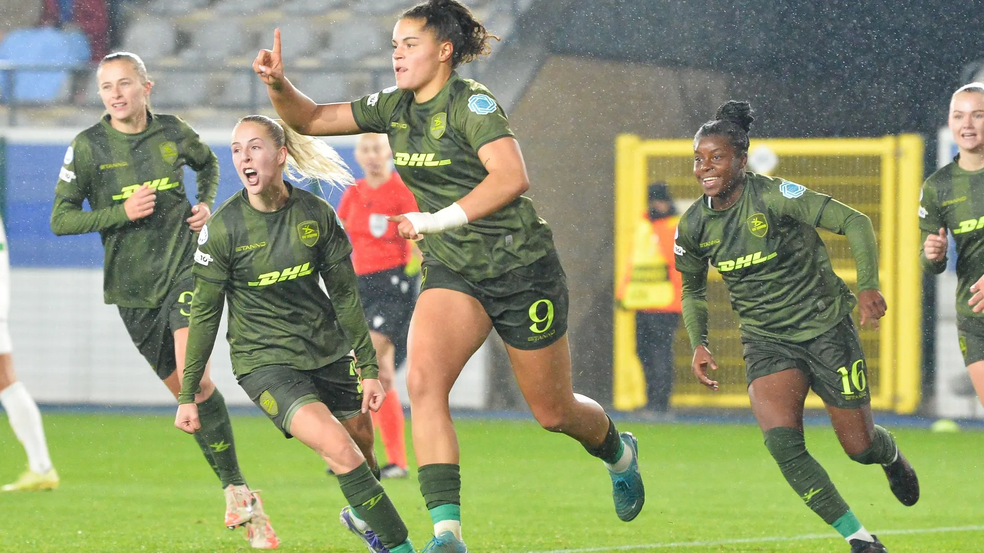 Grosse performance d’OHL qui revient avec un point du PSG, en Ligue des ...
