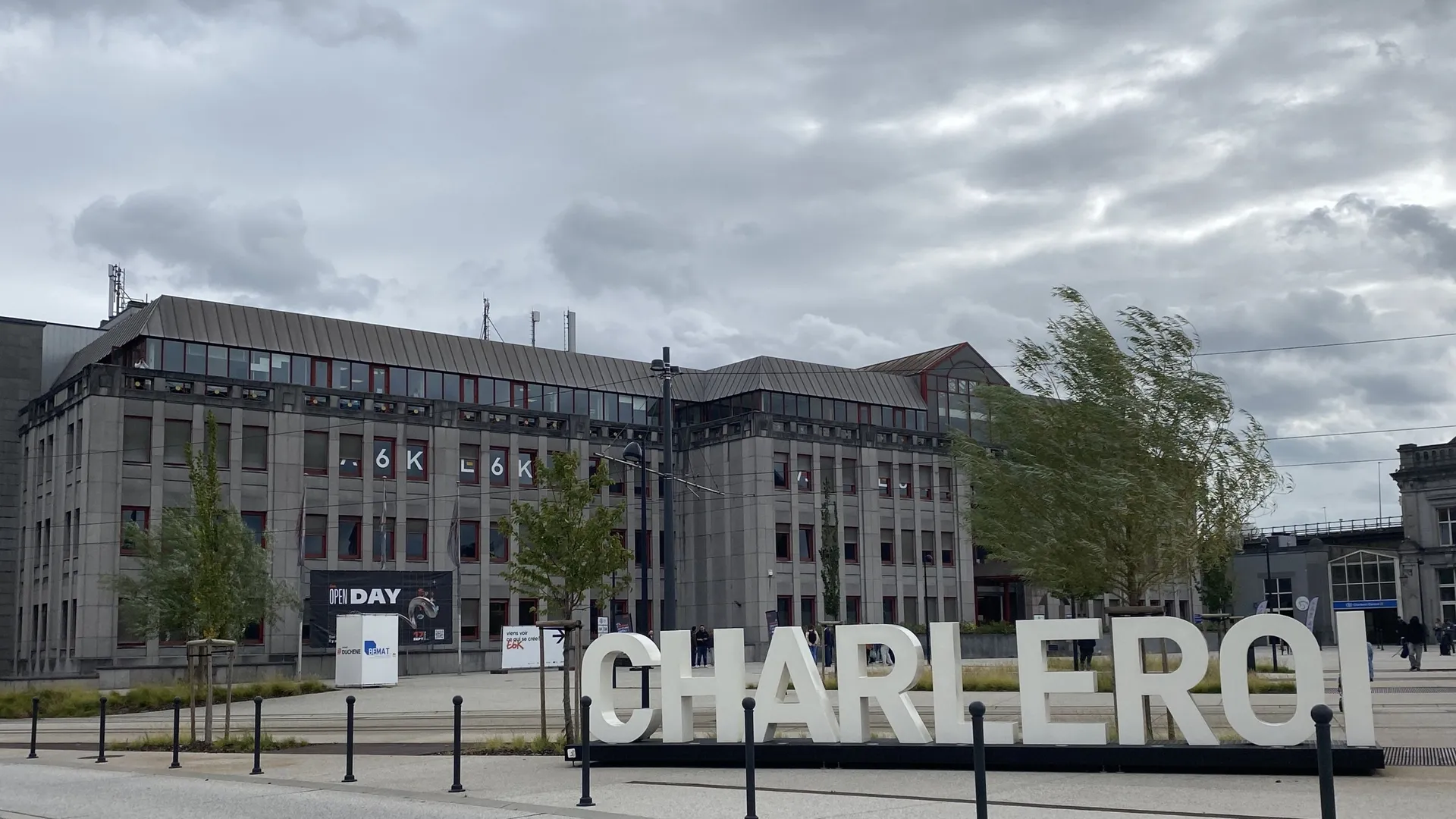A Charleroi, le futur campus E6K progresse bien - RTBF Actus