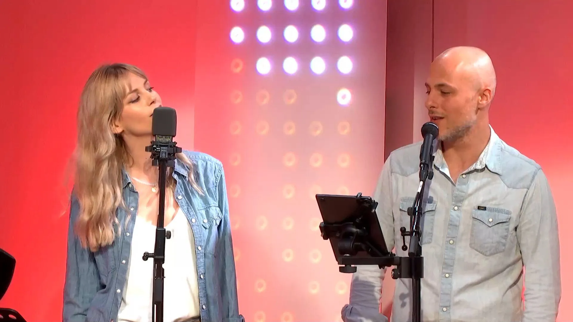 Le duo de GETCH avec son épouse EJ Eyre 'a tout pour devenir un tube ...