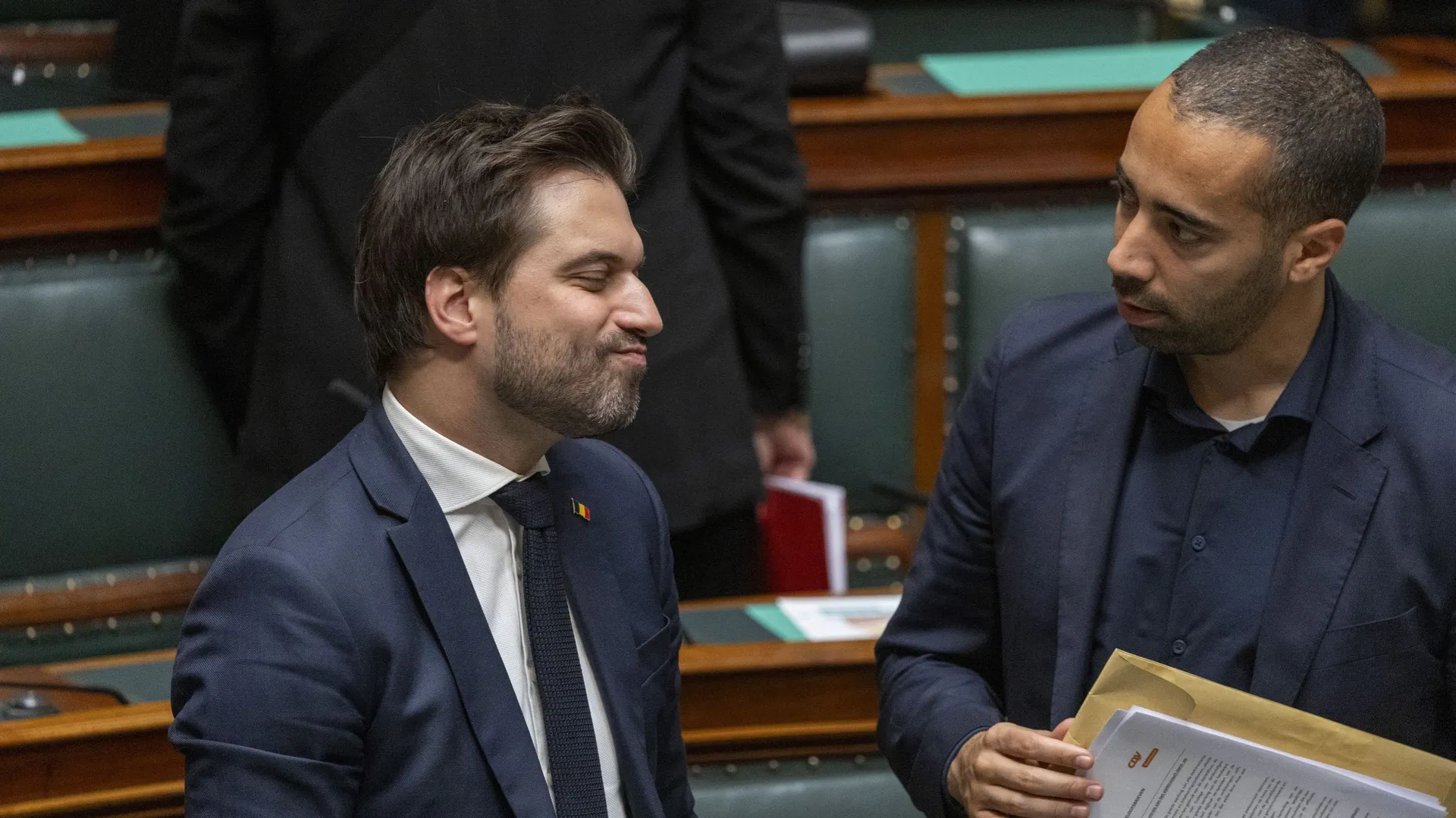 La revue de presse : La coalition Arizona au bord de l’implosion face à ...