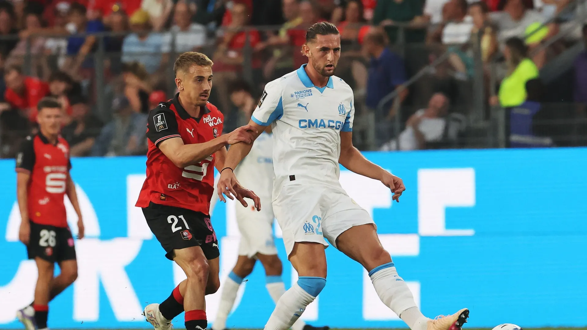 Bagarre Rabiot - Rowe à l'OM : 'Un événement d'une violence extrême, inouï', raconte le ...