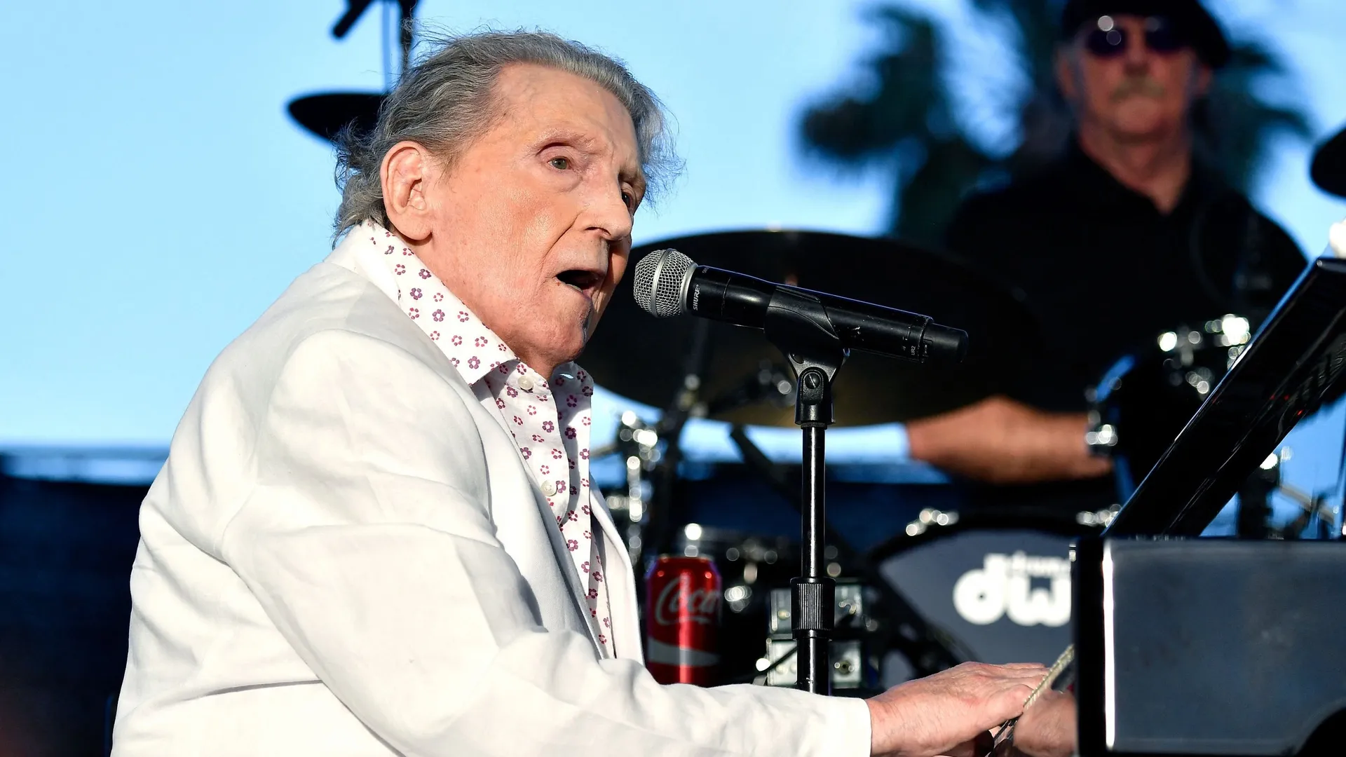 Jerry Lee Lewis intronisé au Country Music Hall of Fame - RTBF Actus