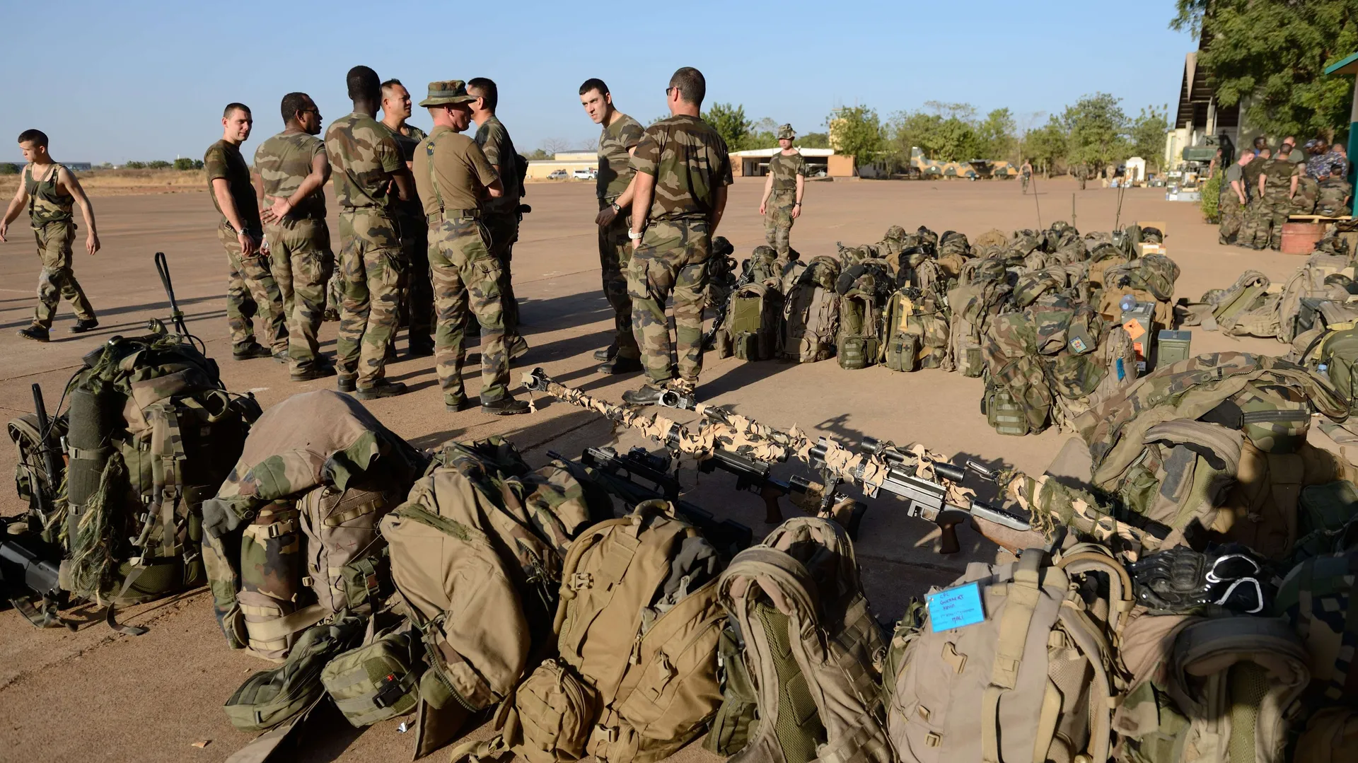 Mali: un soldat français tué vendredi dans des raids d'hélicoptères ...