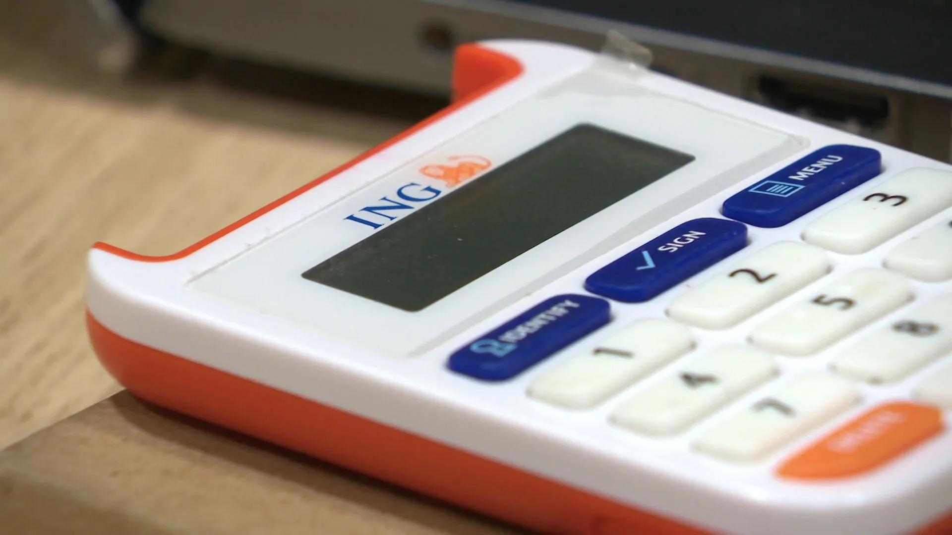 ING limite l’utilisation du lecteur de carte pour se connecter à sa banque en ligne : la ...