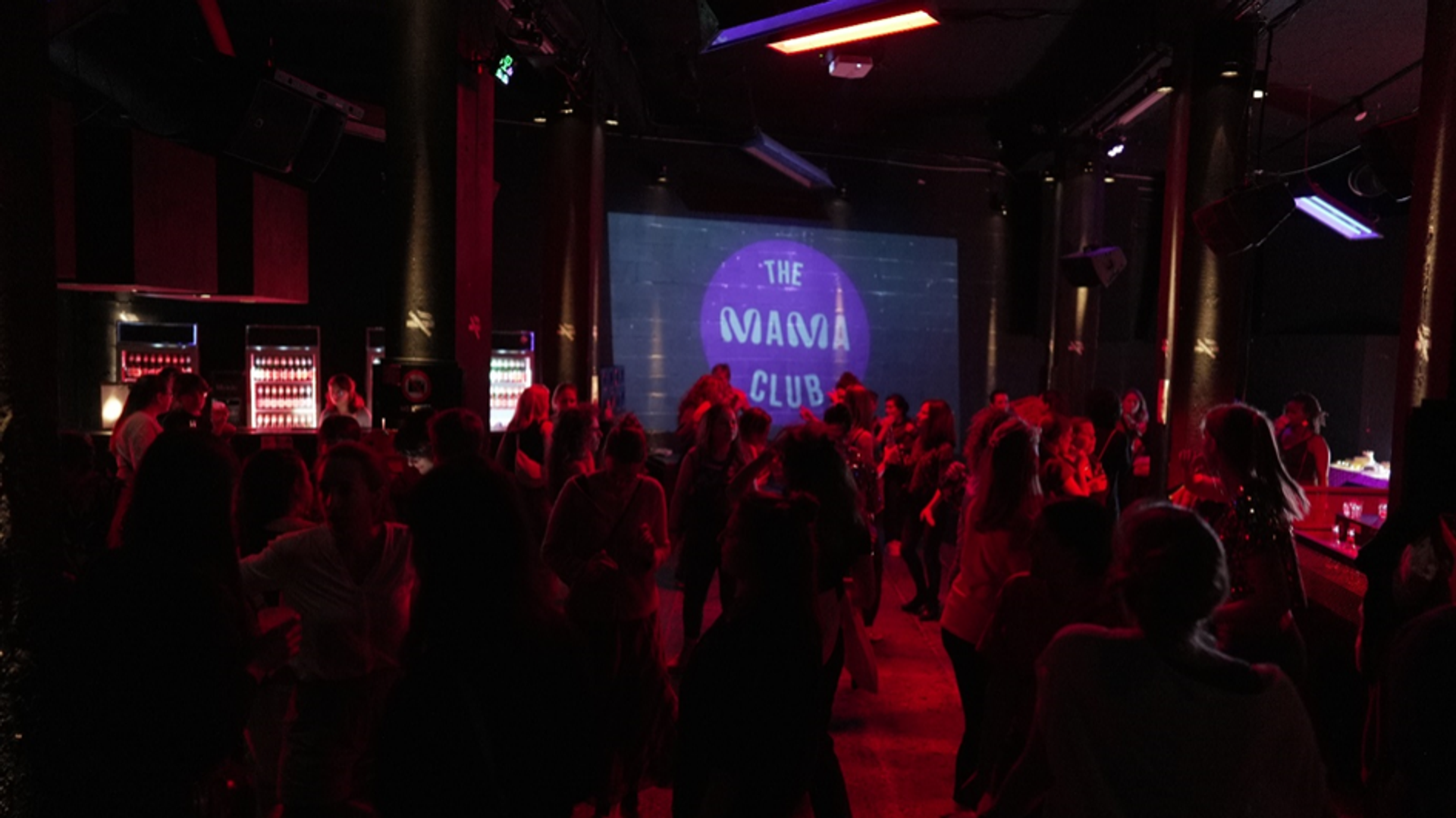 'The Mama Club' : des soirées réservées aux mères de famille et à leurs ...