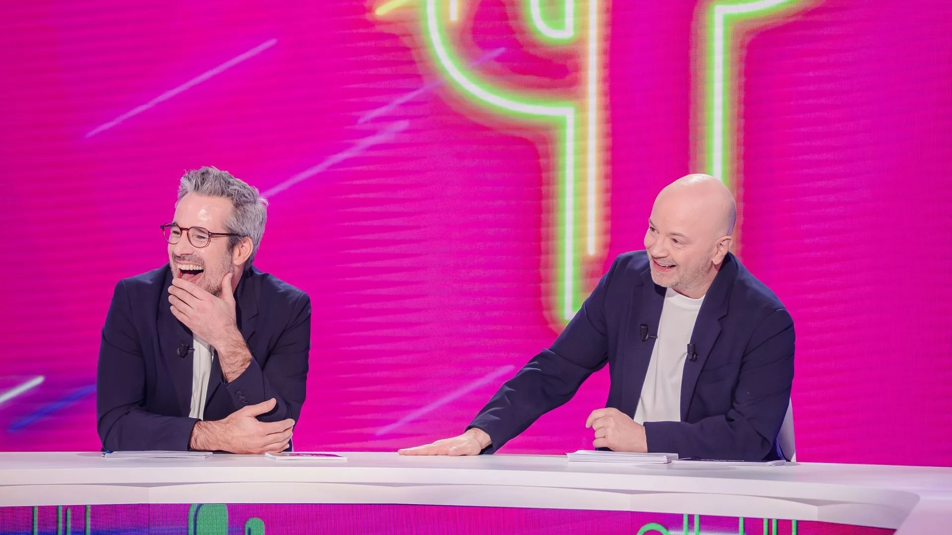 Le Grand Cactus : Frédéric Lopez (Damien Gillard) revient sur son ...