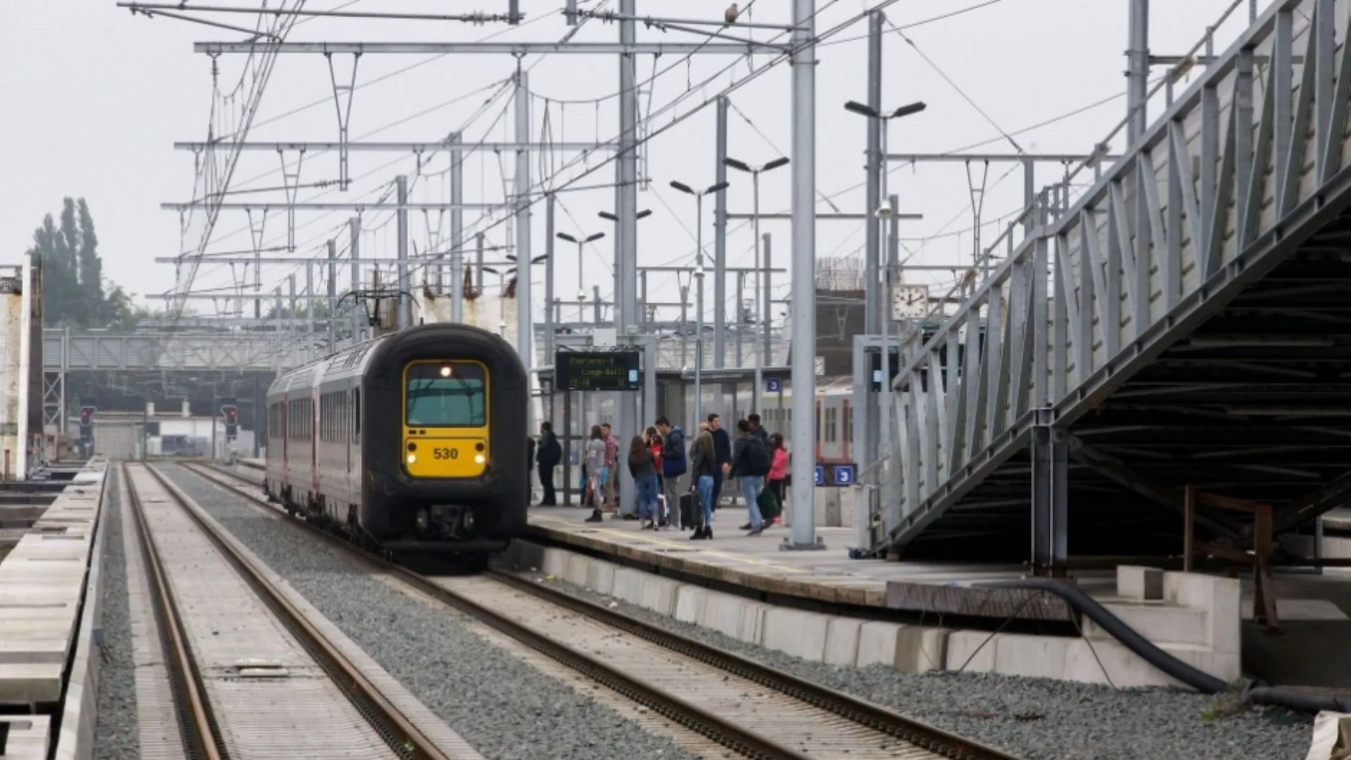 La SNCB élargit son offre de trains autour de Bruxelles et entre ...