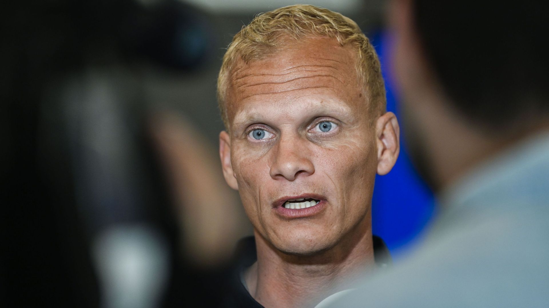 Karel Geraerts rate ses débuts avec Schalke 04, toujours coincé en fond ...
