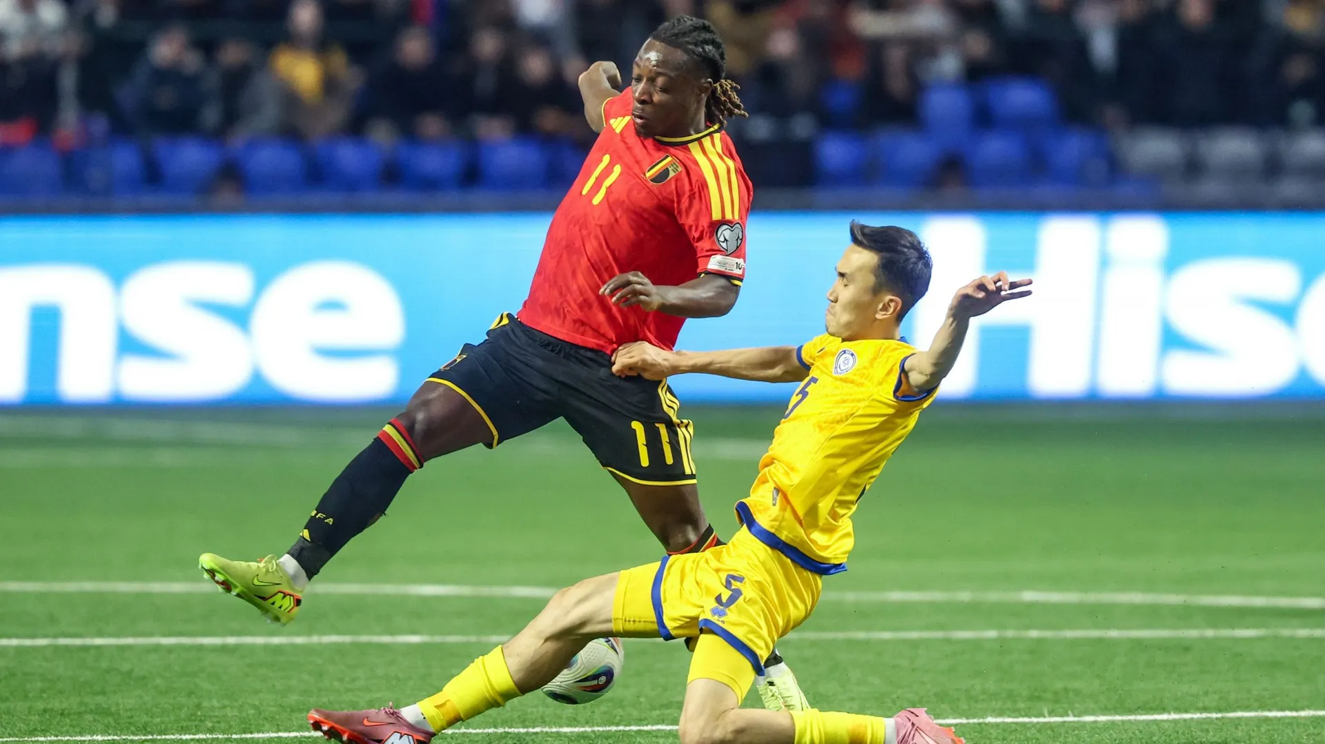 Les Diables Rouges se cassent les dents et partagent face au Kazakhstan ...