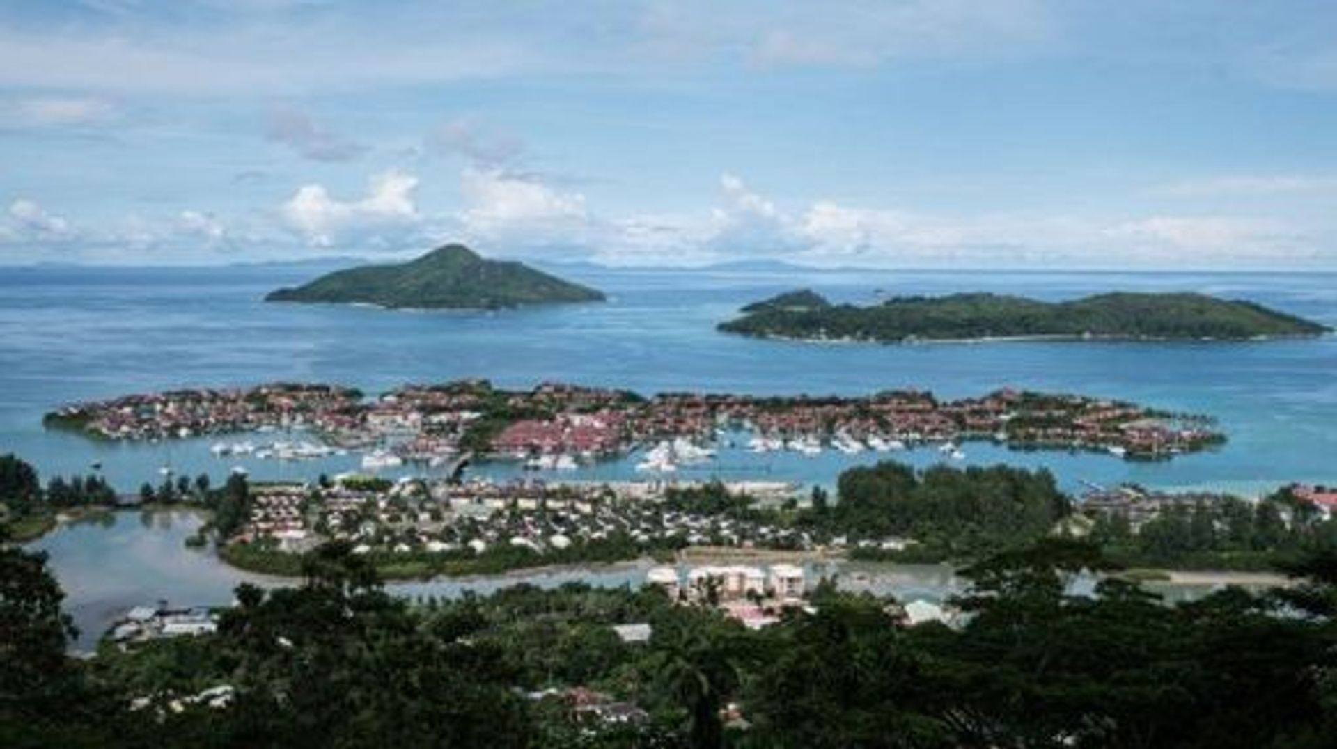 L'état d'urgence déclaré aux Seychelles après une explosion et des ...