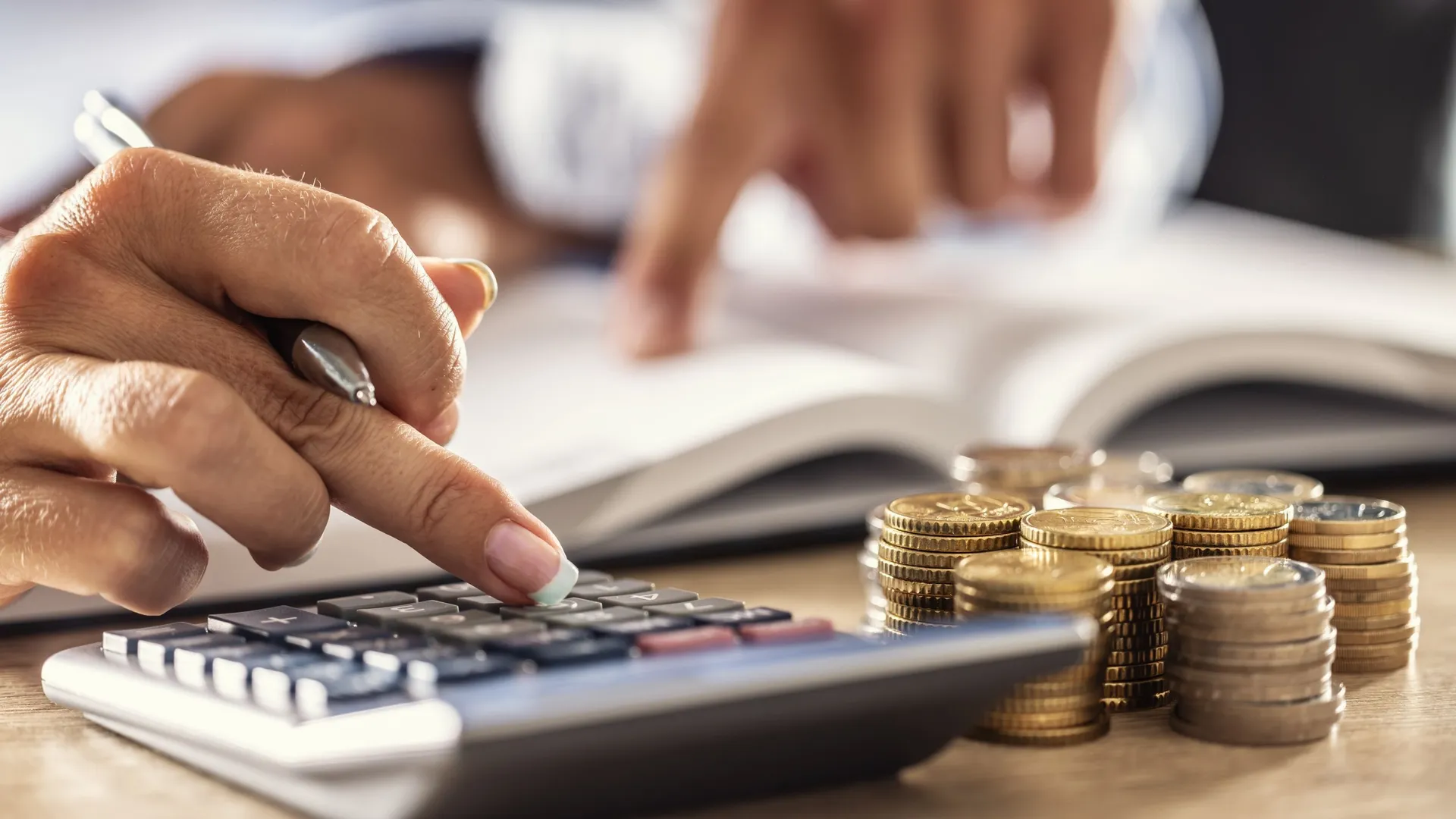 Voici les principales mesures décidées par le nouveau gouvernement de Bart De Wever - RTBF Actus