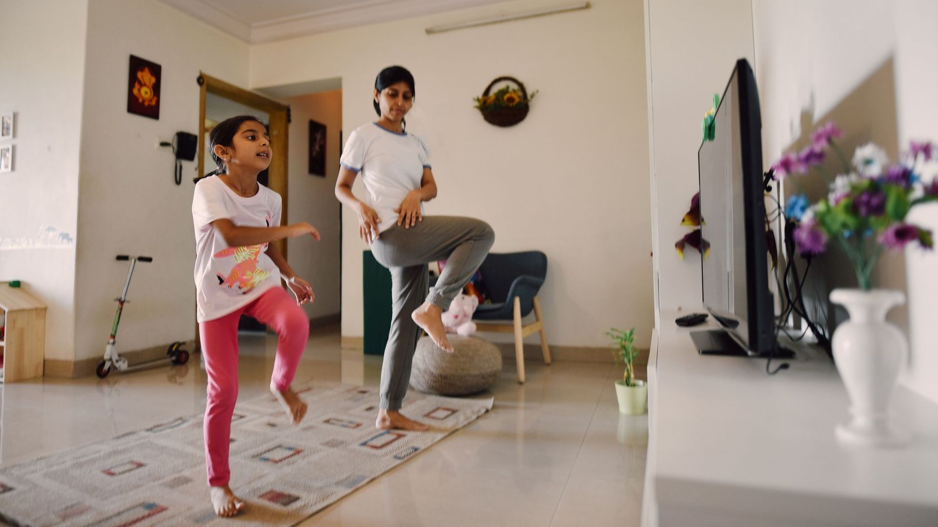 Des cours gratuits en ligne de zumba pour se défouler avec le monde ...