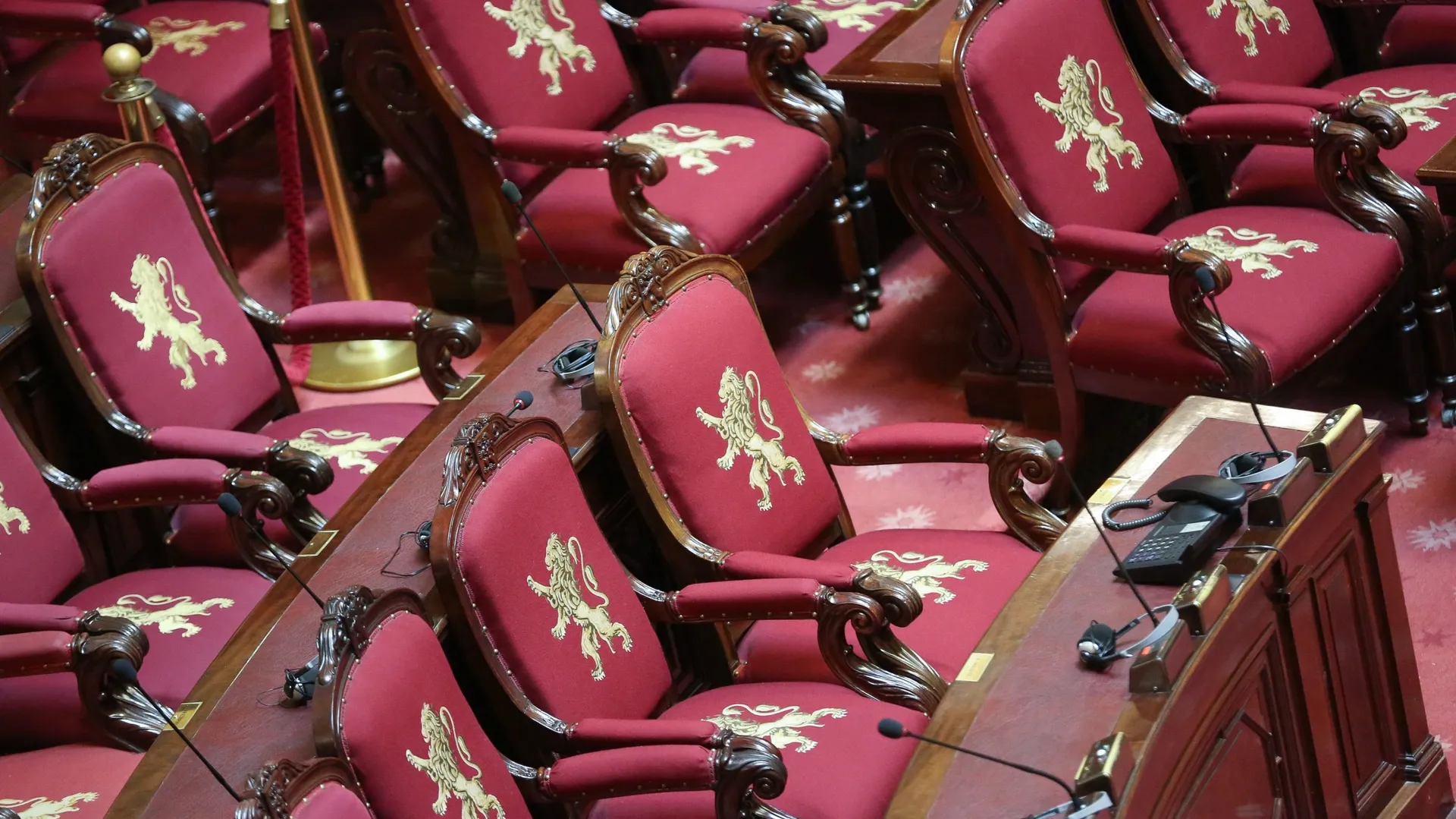 À pas feutrés, le Sénat s’en va… Retour sur l’histoire tumultueuse du ...