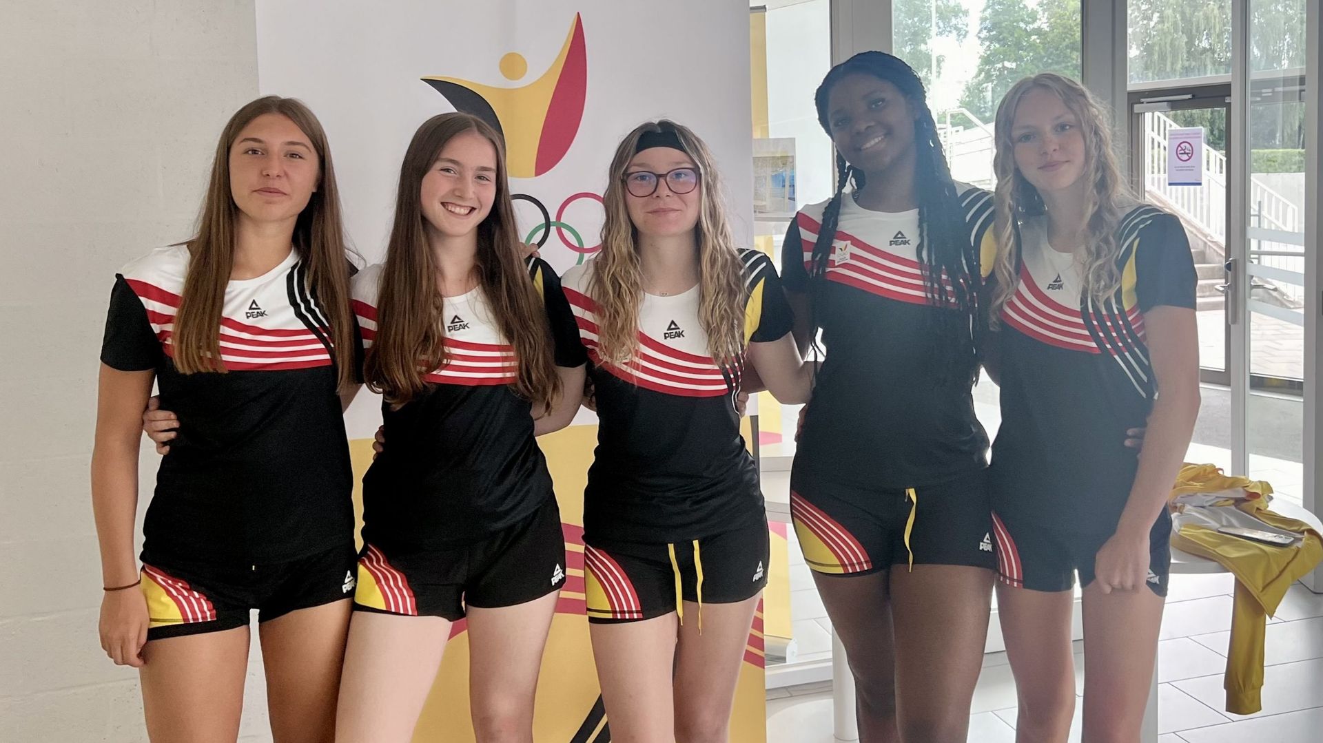 Cia bocil.vip as for non-members, she kept on her top,