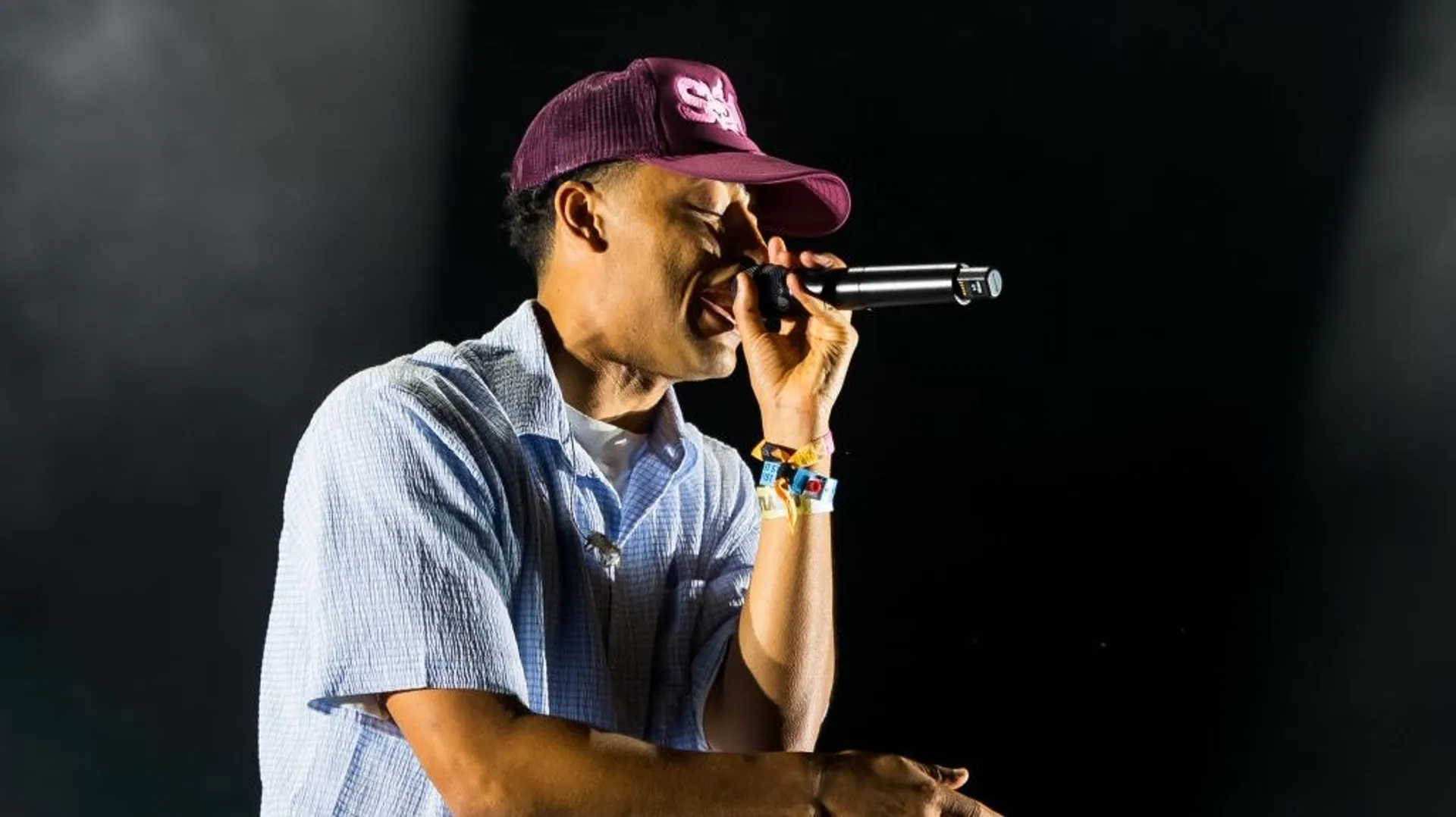 Loyle Carner signe une berceuse douce et touchante pour son fils - RTBF ...