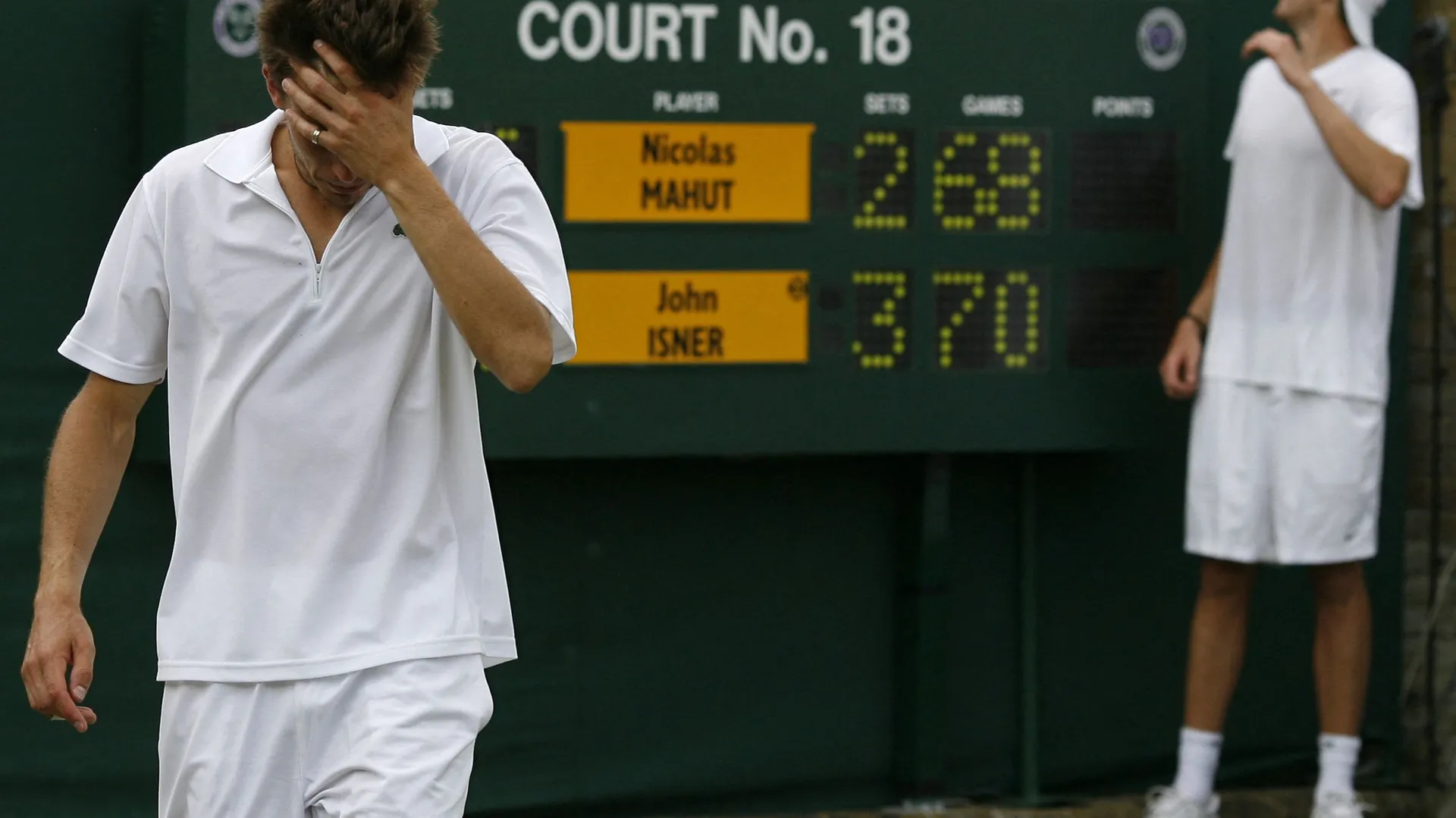Des fraises, un set en or et une tradition à l’anglaise : tout ce qu’il ...