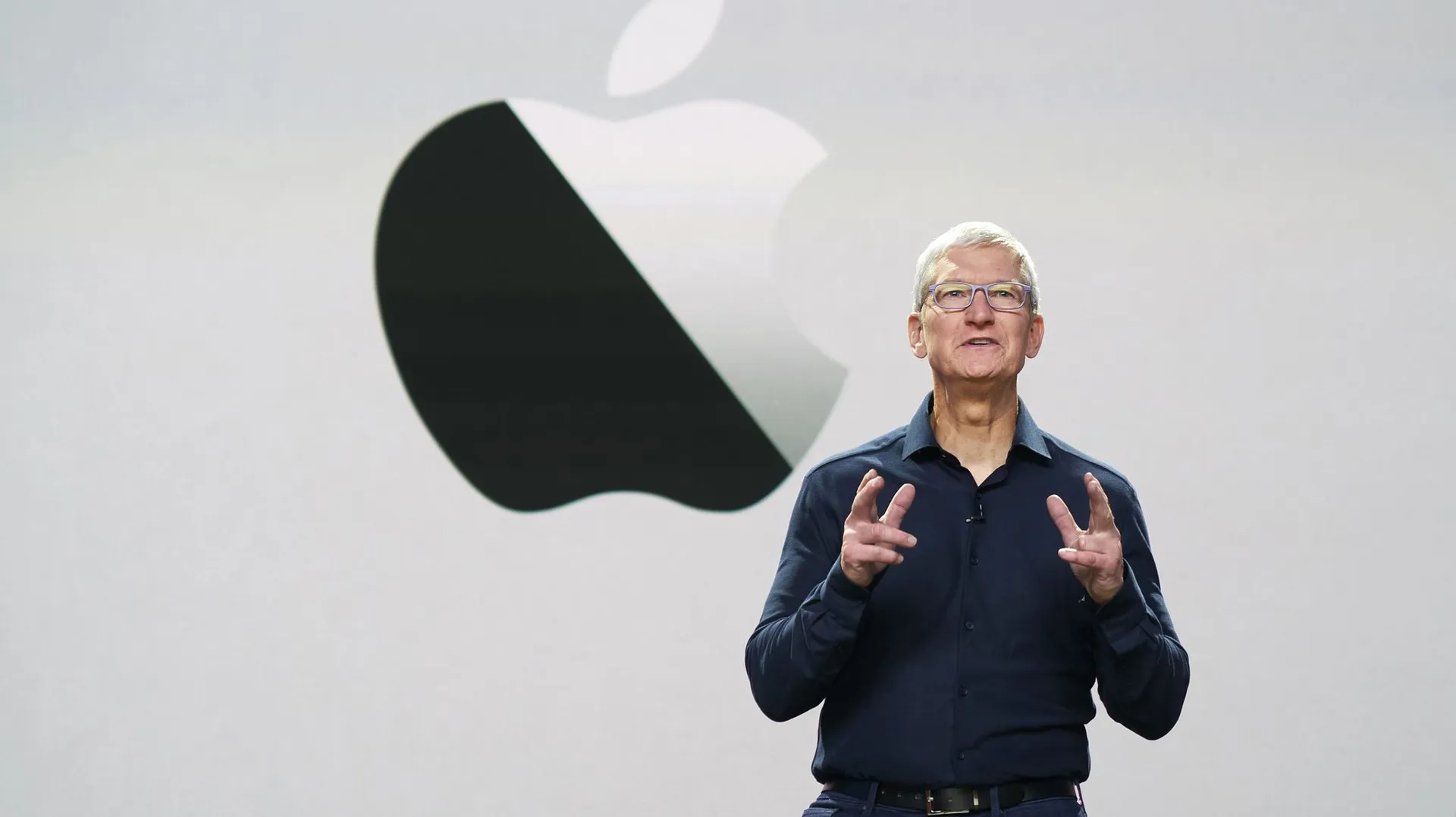 Facebook envisage des poursuites contre Apple - RTBF Actus