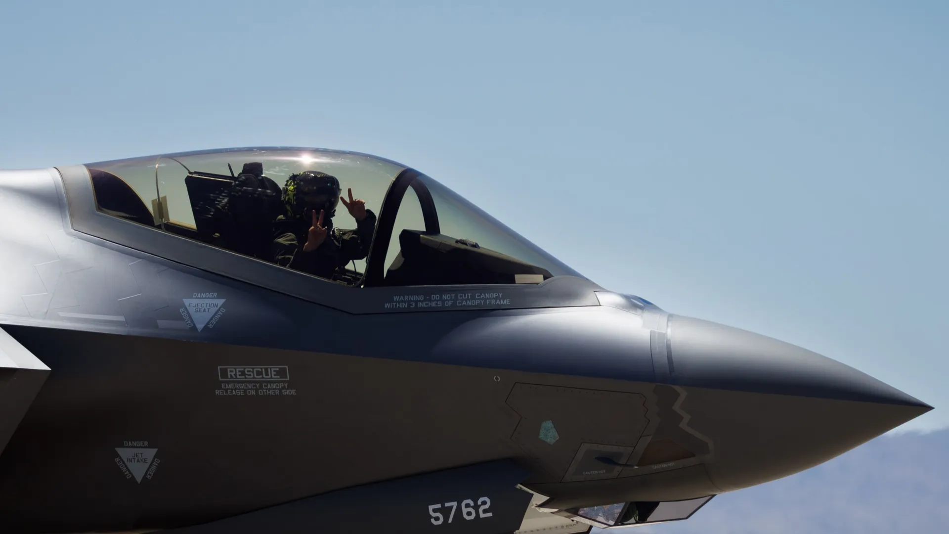 Les trois premiers F-35 belges (au lieu de quatre) ont atterri sur la ...